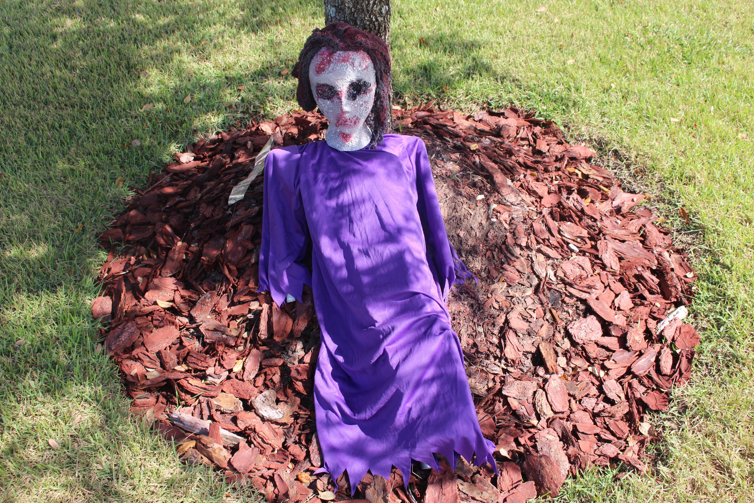Deteriorating Graveyard Body : 4 Steps - Instructables