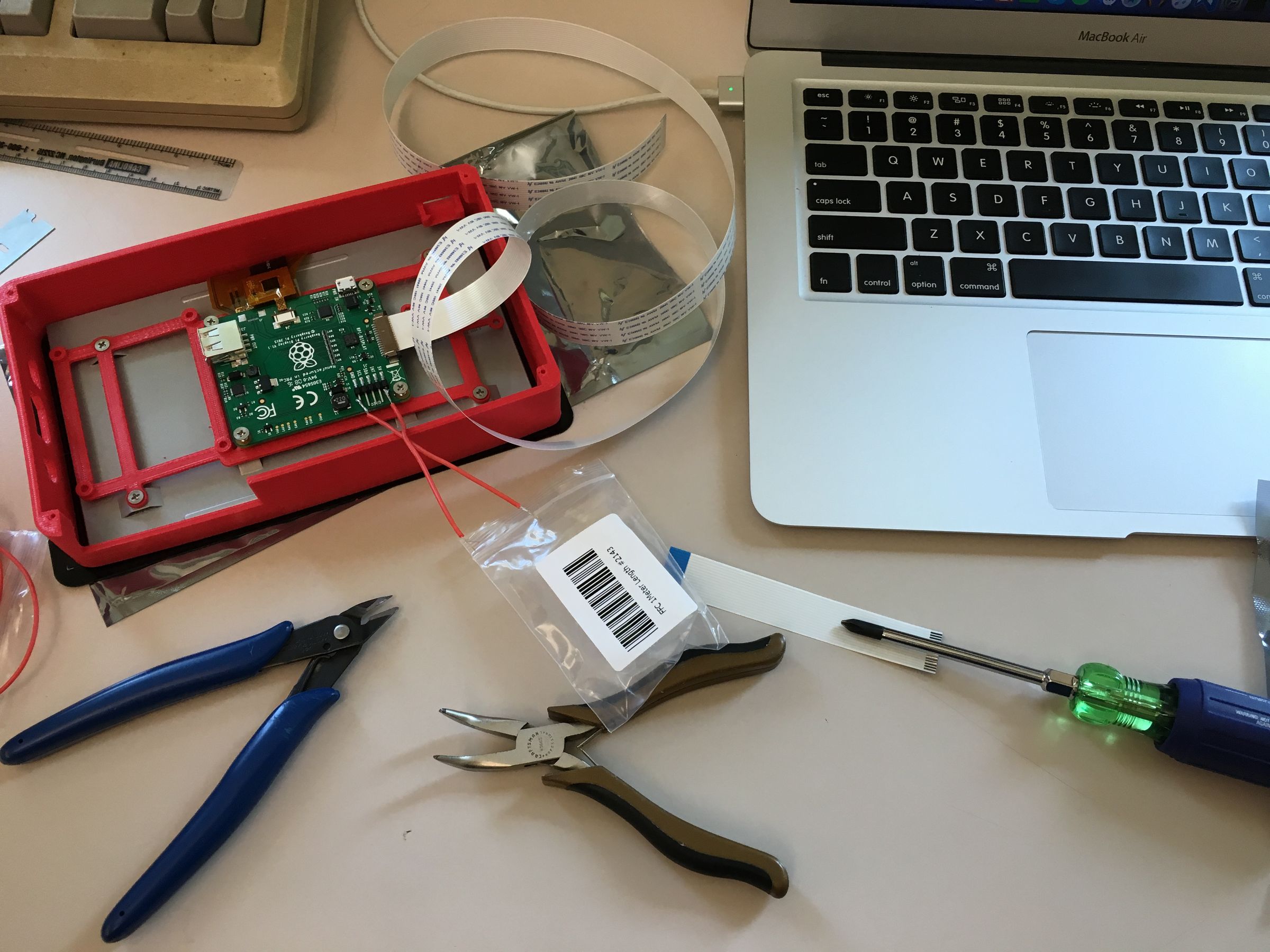 3D Printed Raspberry Pi Tablet and Cradle for VEX Practice Fields : 6 ...