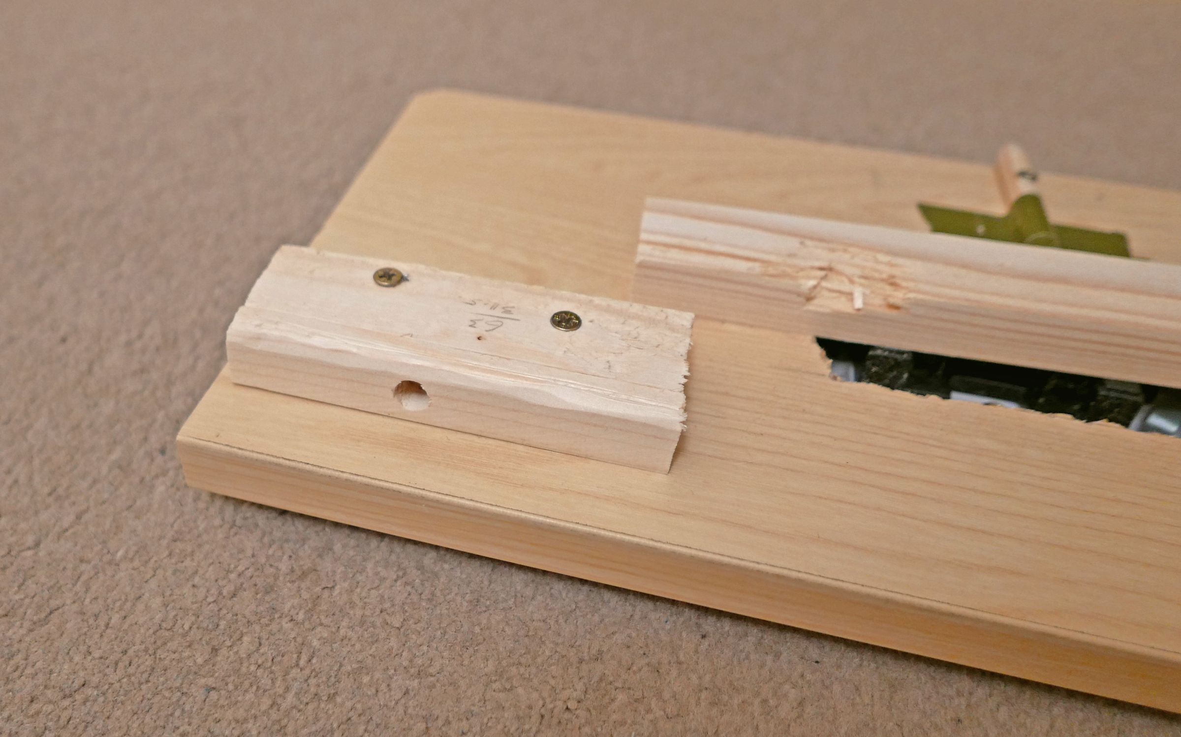 Secret Safe Compartment With Hidden Door and Magnetic Locks : 5 Steps ...