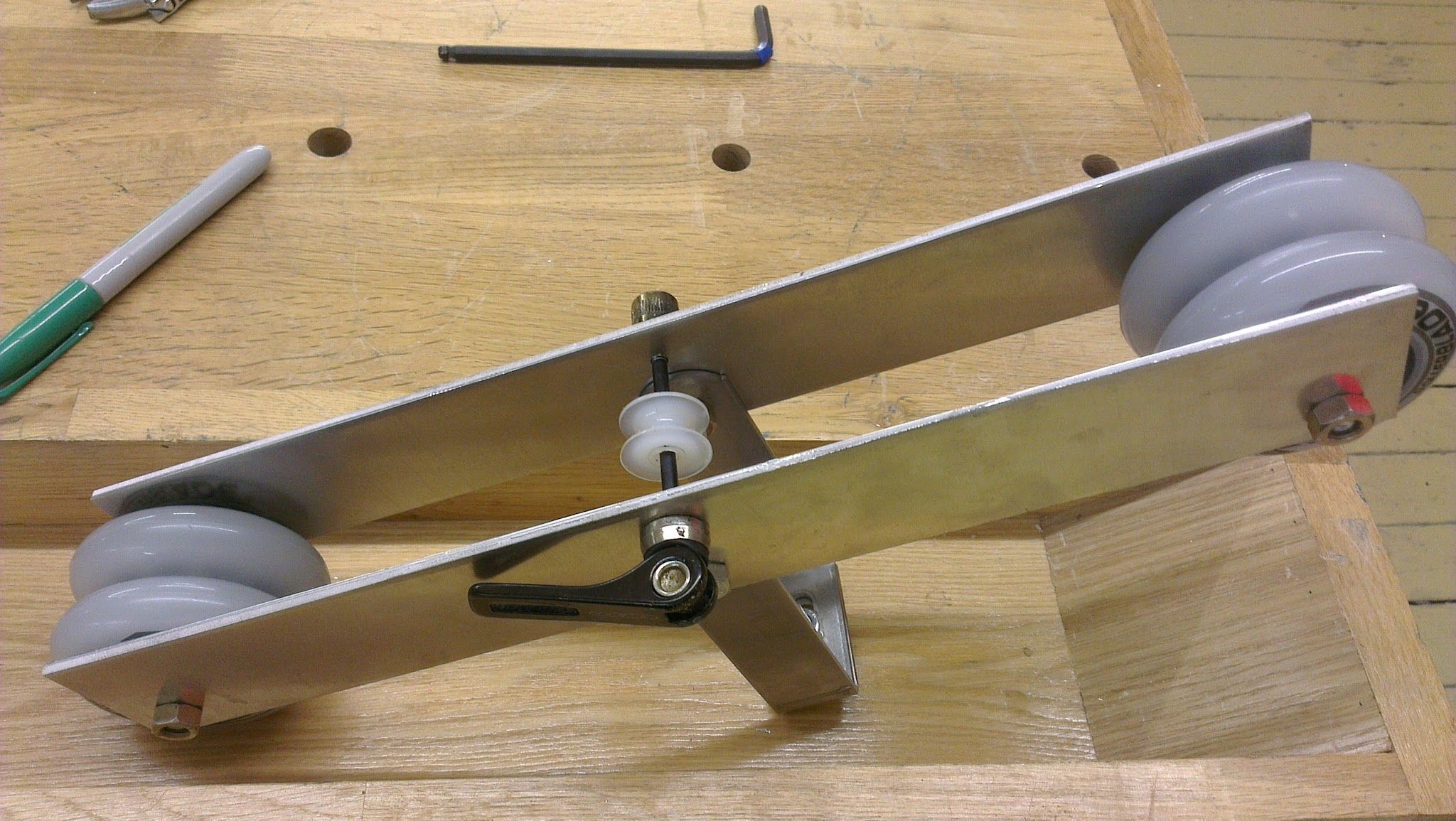 Radio Controlled Cable Dolly for Small Format Cameras : 12 Steps (with ...