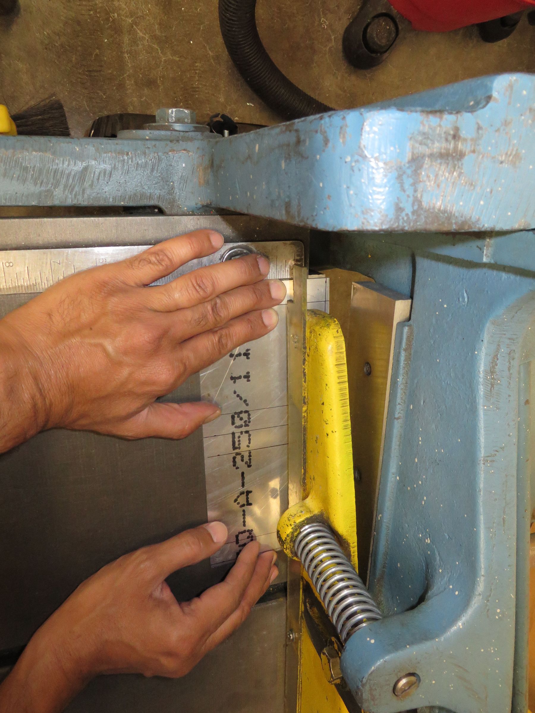 A Riveted Metal Box With Lid : 11 Steps - Instructables