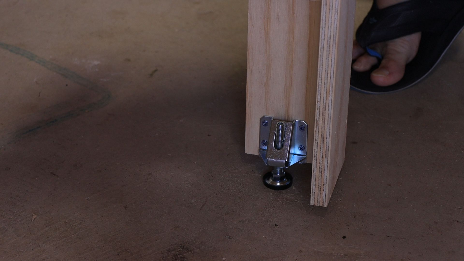 DIY Workshop Table (From Plywood!) : 10 Steps (with Pictures ...