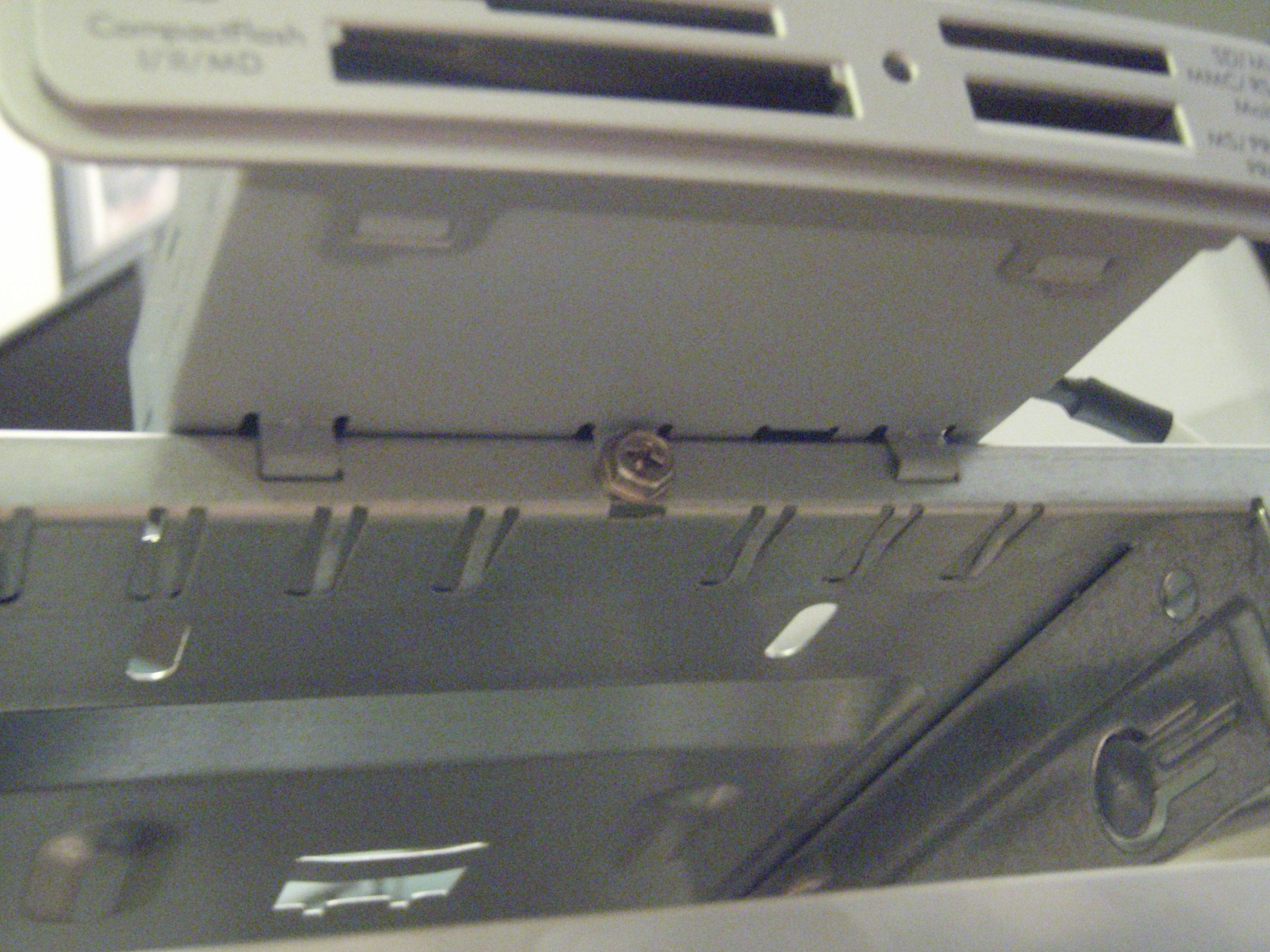 How to Disassemble a Computer : 16 Steps (with Pictures) - Instructables