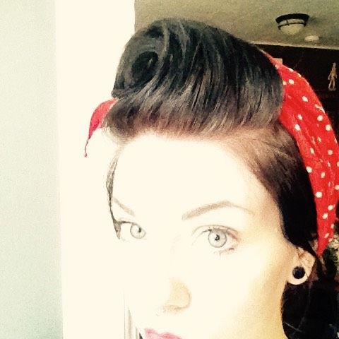 Victory Rolls Short Hair