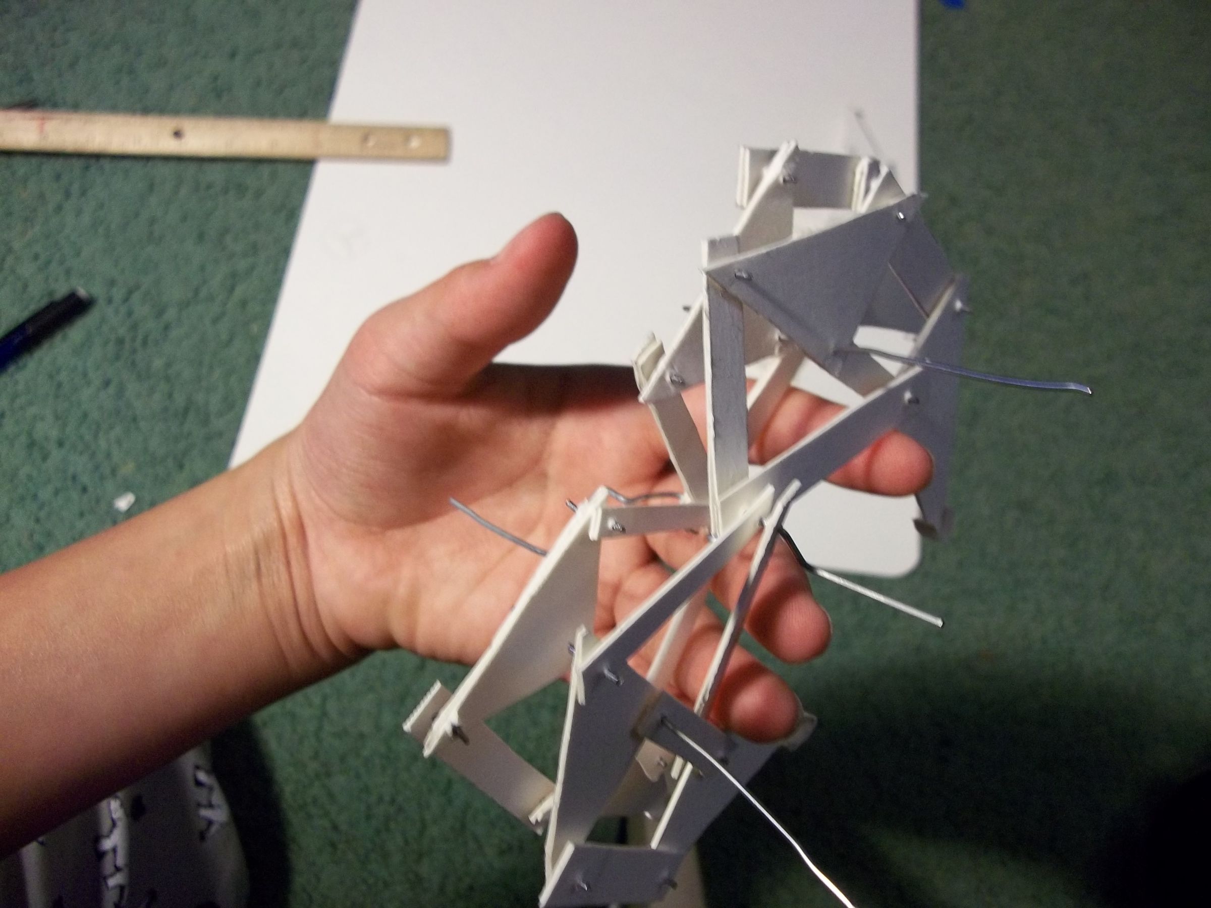 Paper Strandbeest Mk 2 : 8 Steps - Instructables