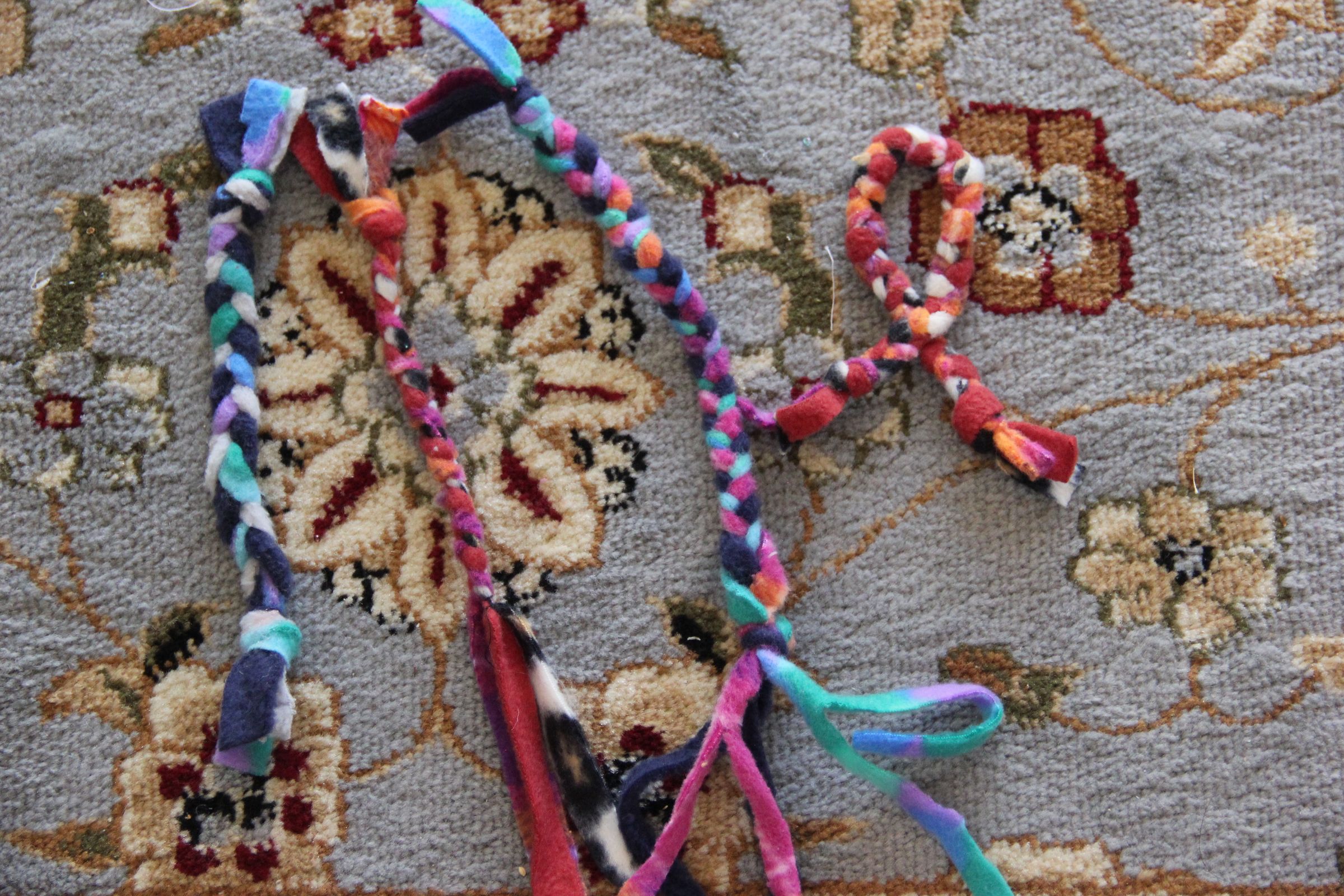 No Sew Braided Cat Toy : 6 Steps - Instructables