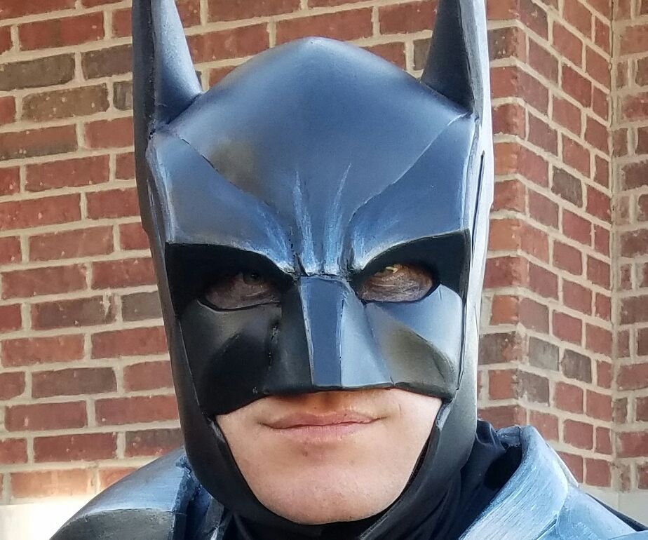 Batman Cowl 2.0 : 5 Steps (with Pictures) - Instructables