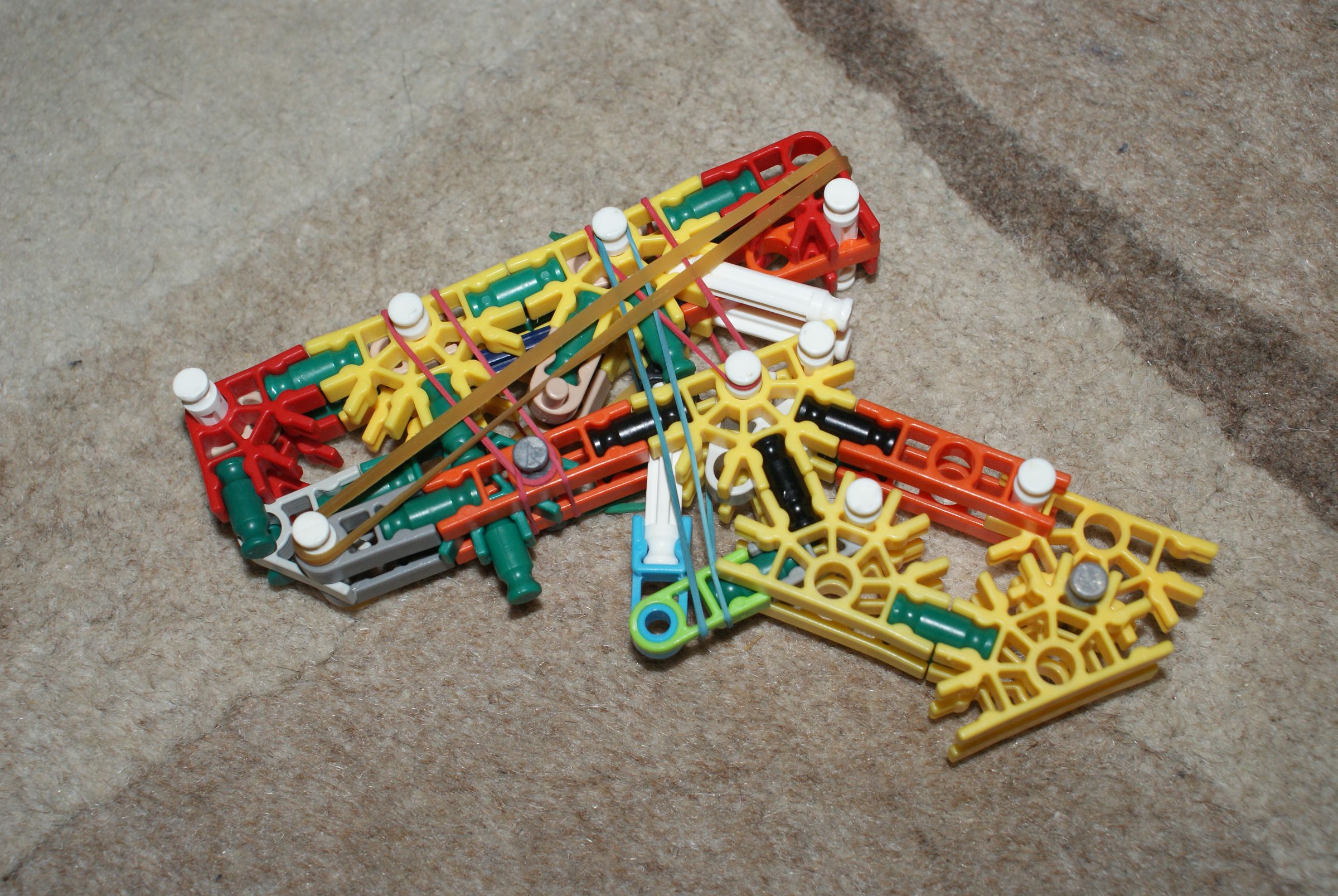 Building a K'nex Glock 39 : 3 Steps - Instructables