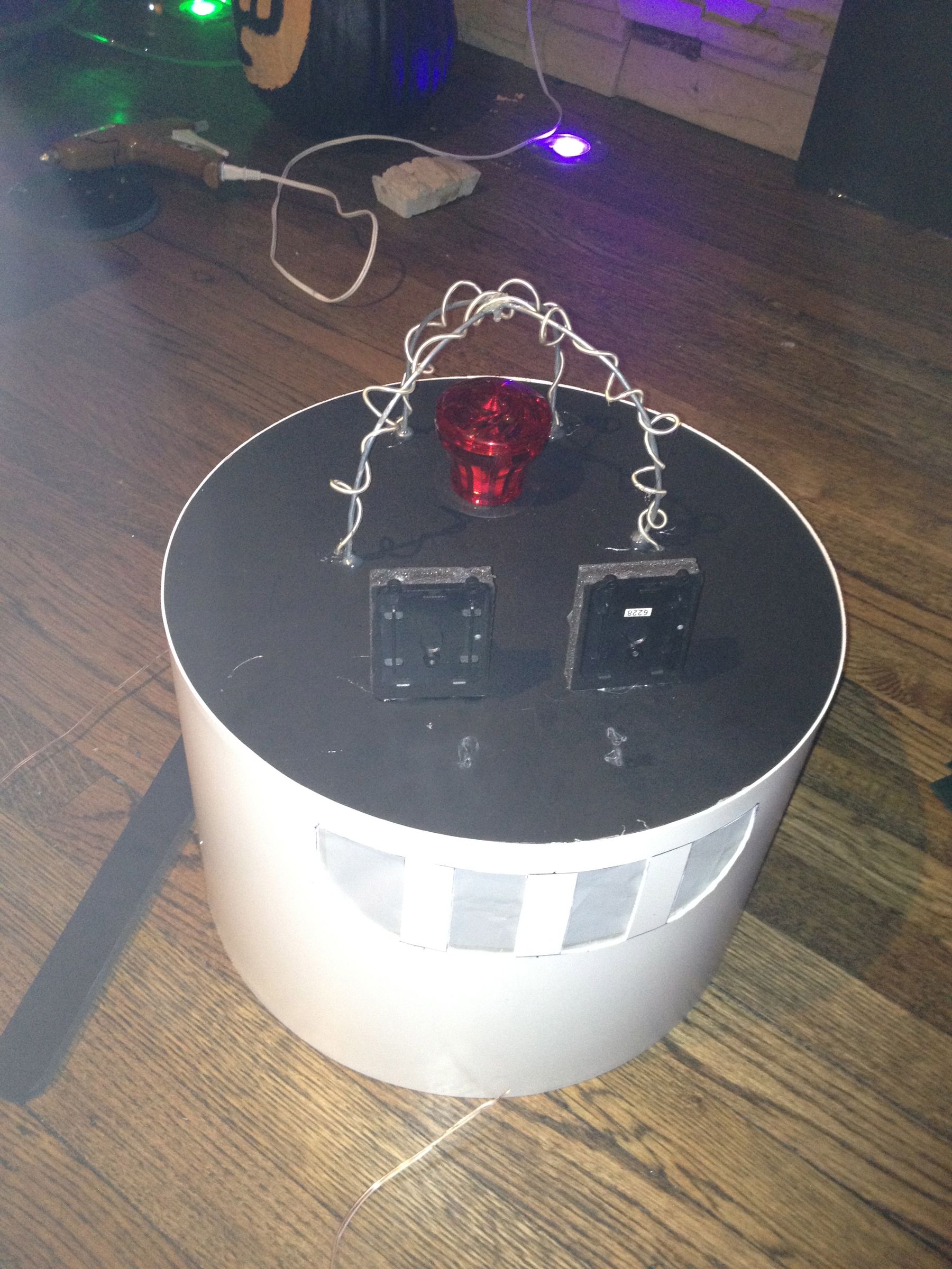 Interactive Vintage Robot Costume (with Pictures) - Instructables