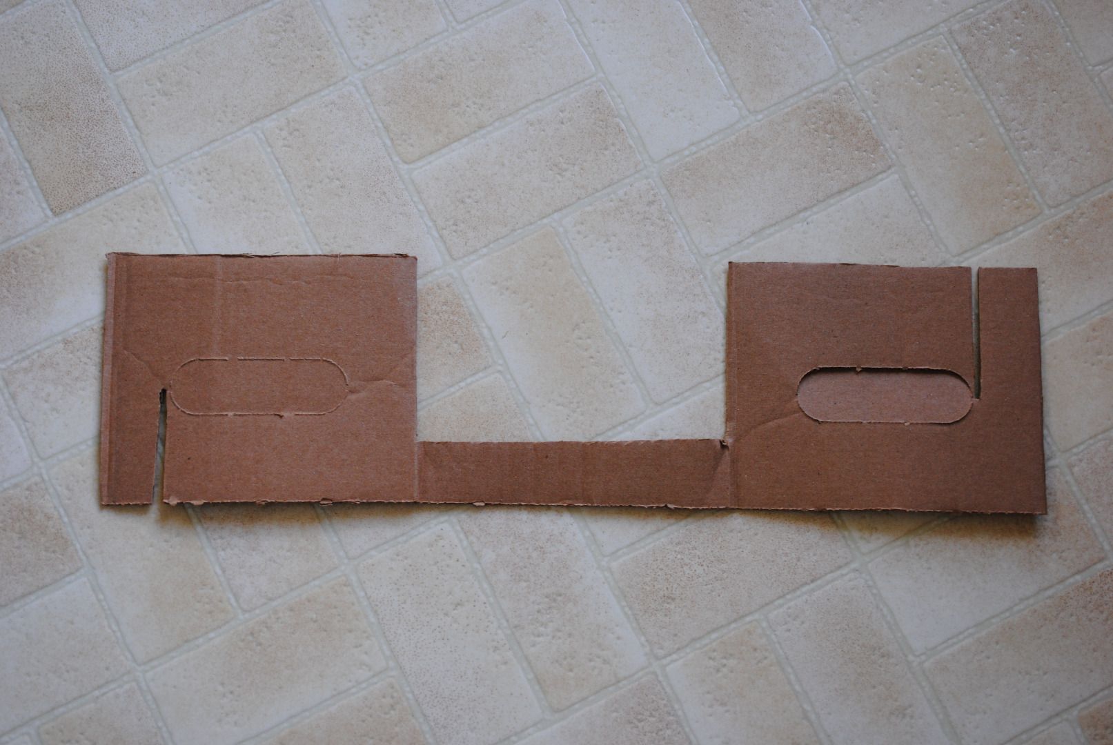 Cardboard Tablet/Phone Stand : 7 Steps - Instructables