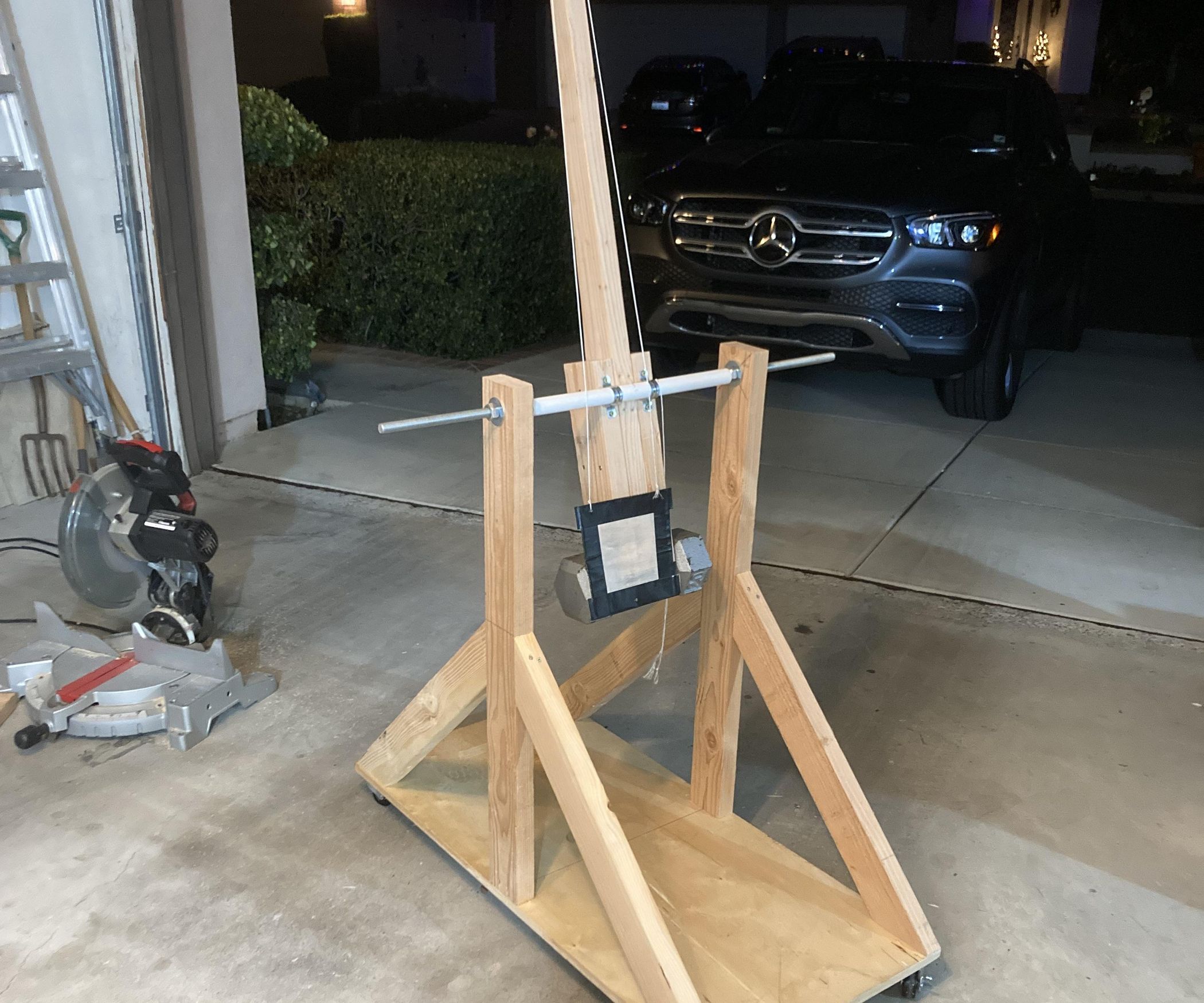 Trebuchet Build : 10 Steps (with Pictures) - Instructables