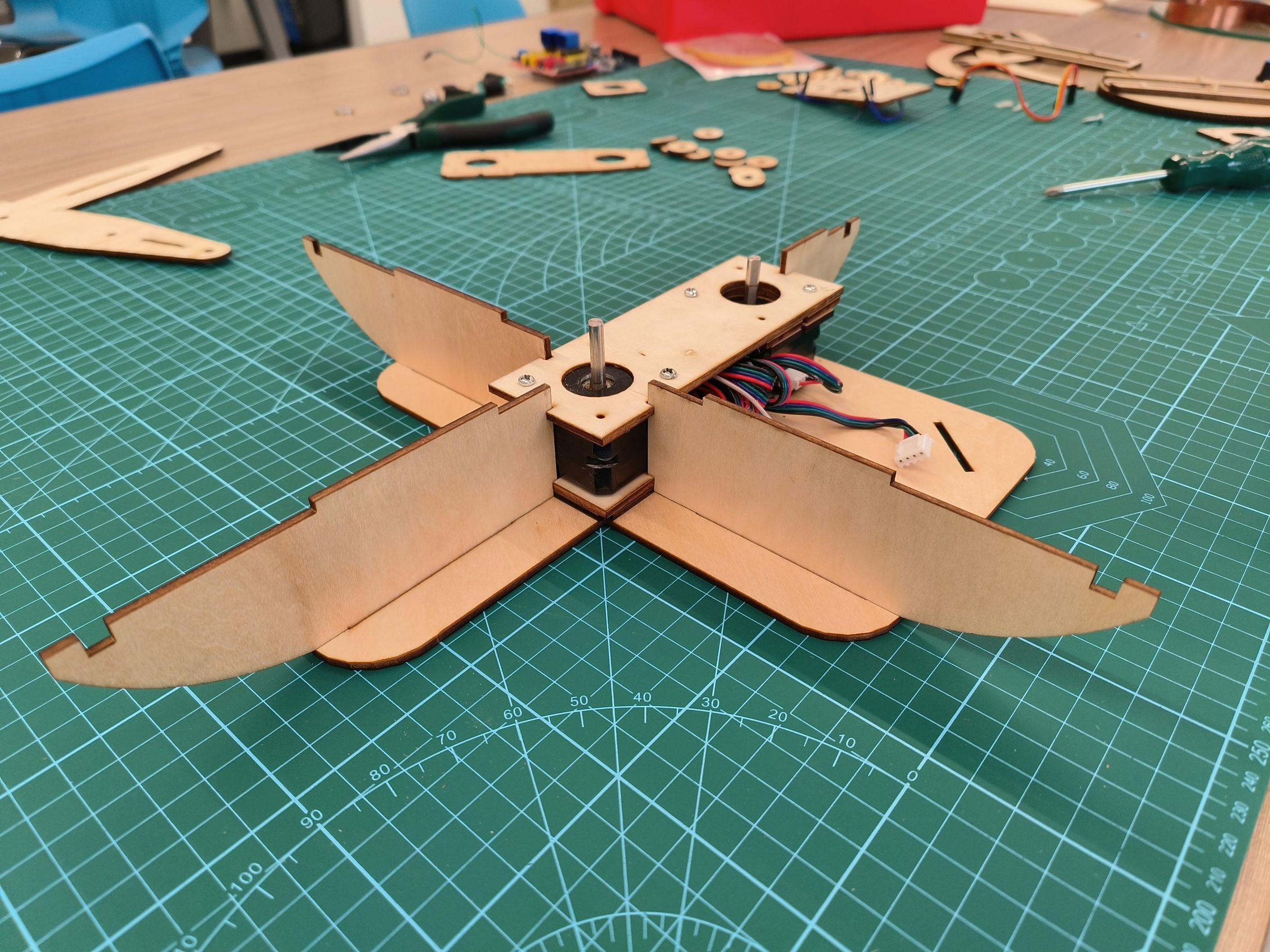 World’s First Cycloid Art Table: How I Built This Arduino-Powered ...