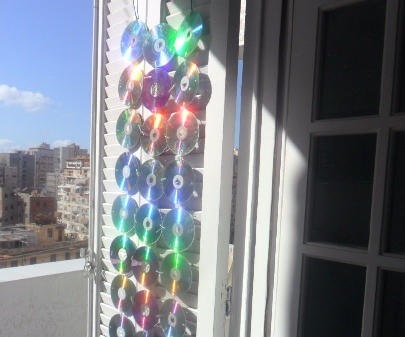 CD Solar Curtain : 4 Steps (with Pictures) - Instructables
