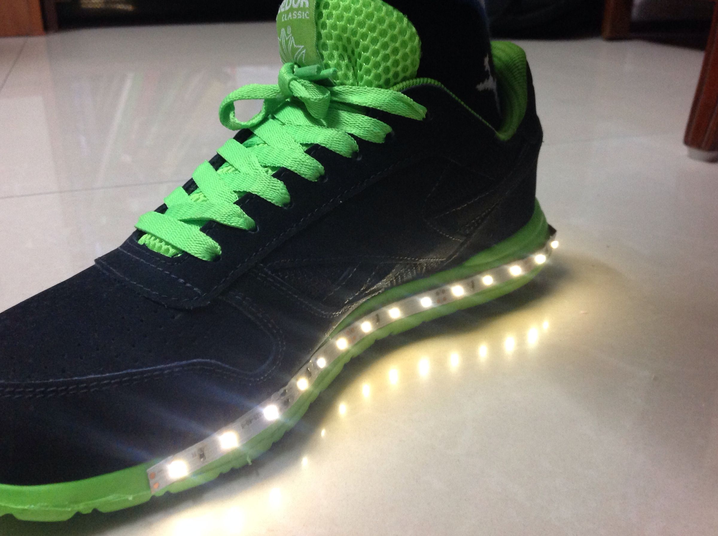 Rechargeable LED Illuminated NightShoe : 5 Steps (with Pictures ...