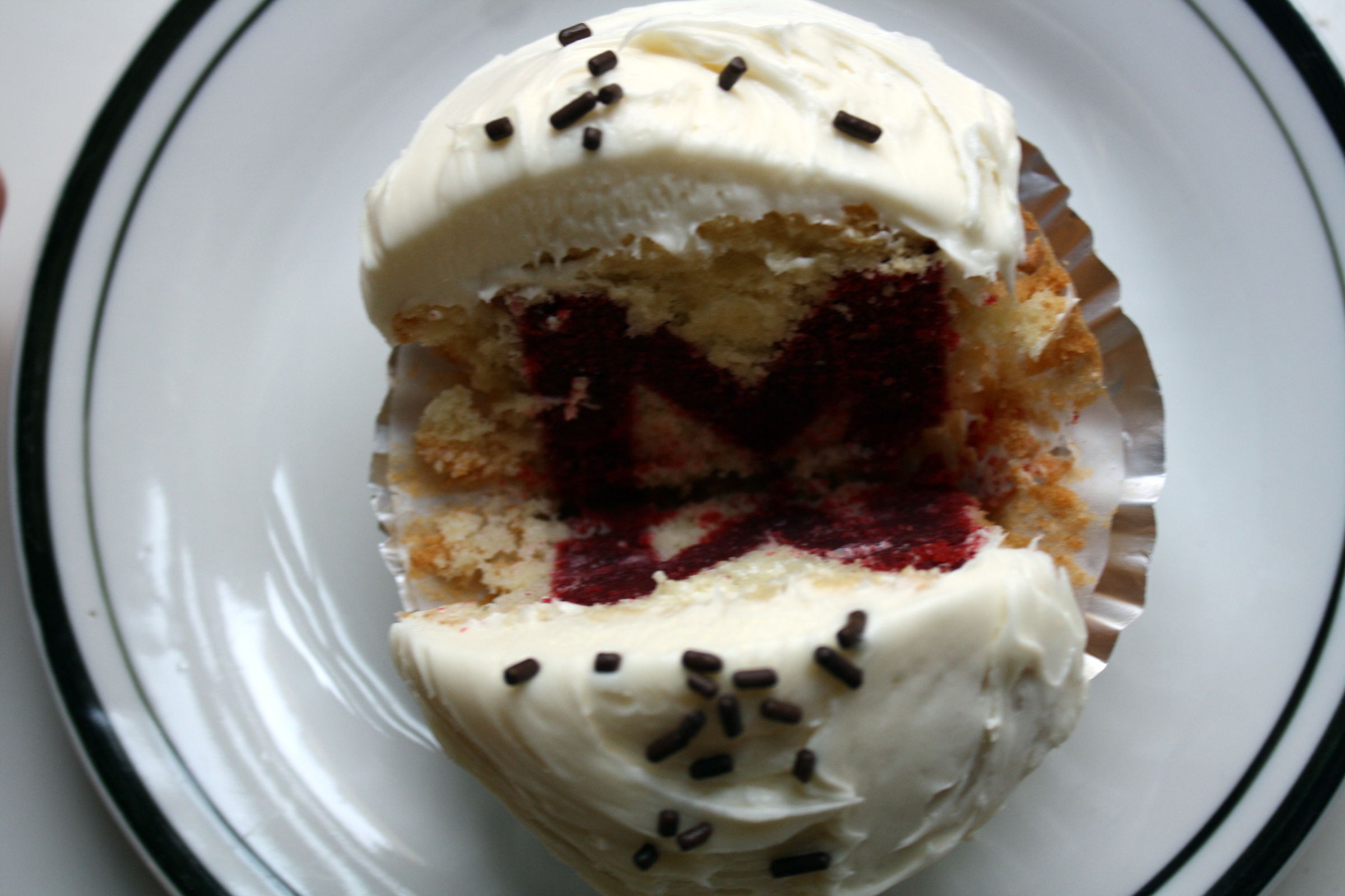 Secret Message Cupcakes! : 4 Steps (with Pictures) - Instructables