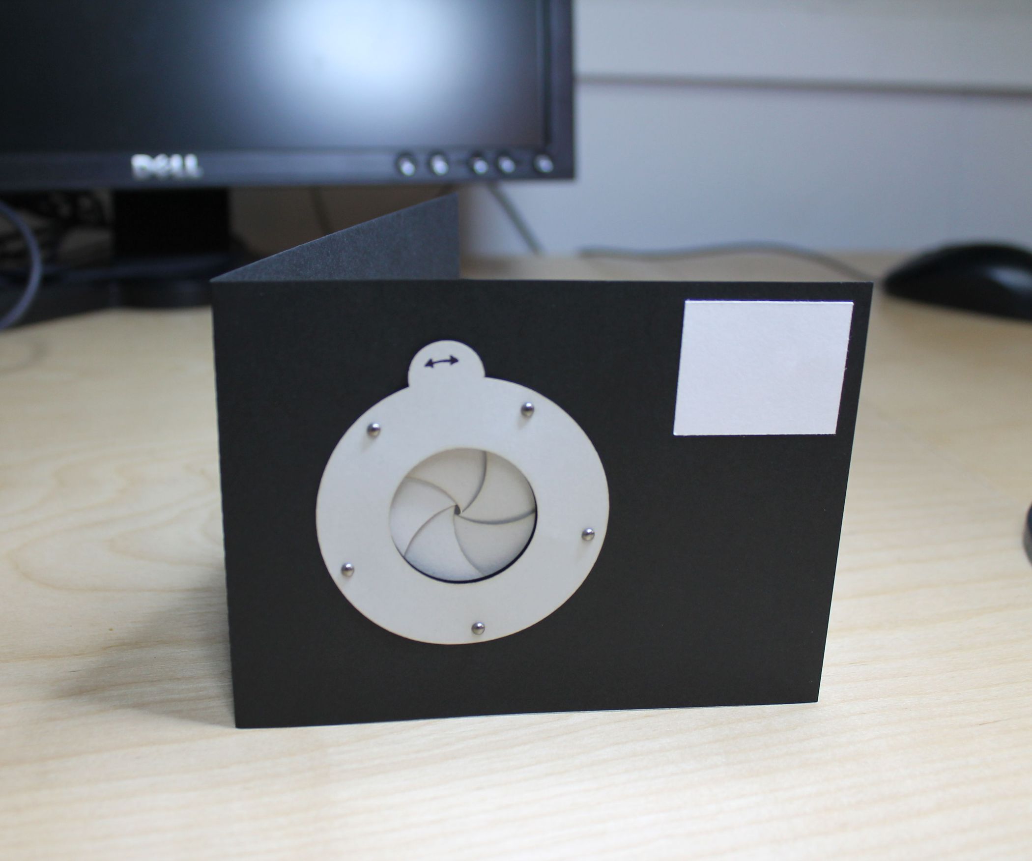 Mechanical Iris Card - Improved! : 3 Steps (with Pictures) - Instructables