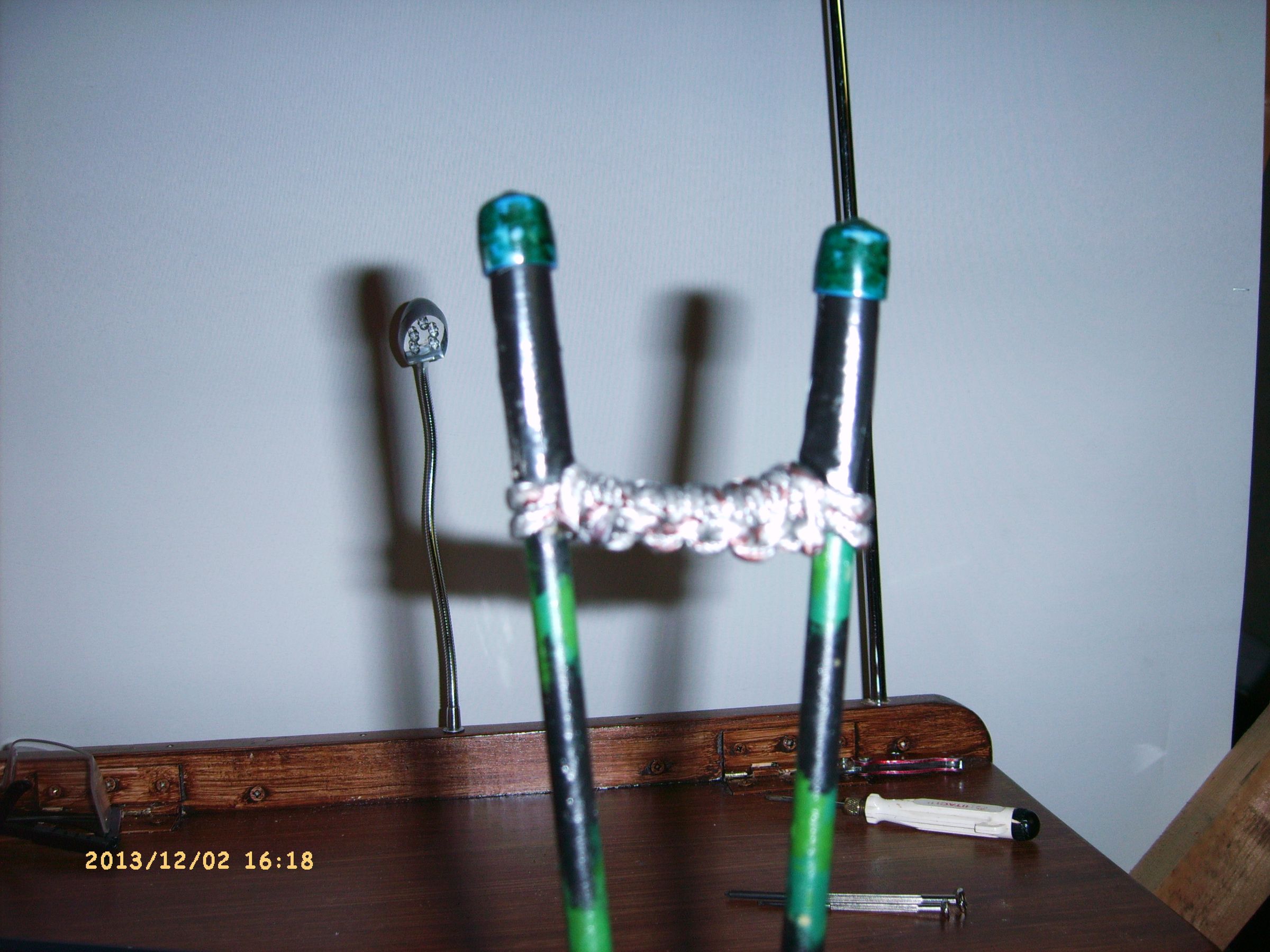 Shooting Stick : 4 Steps - Instructables