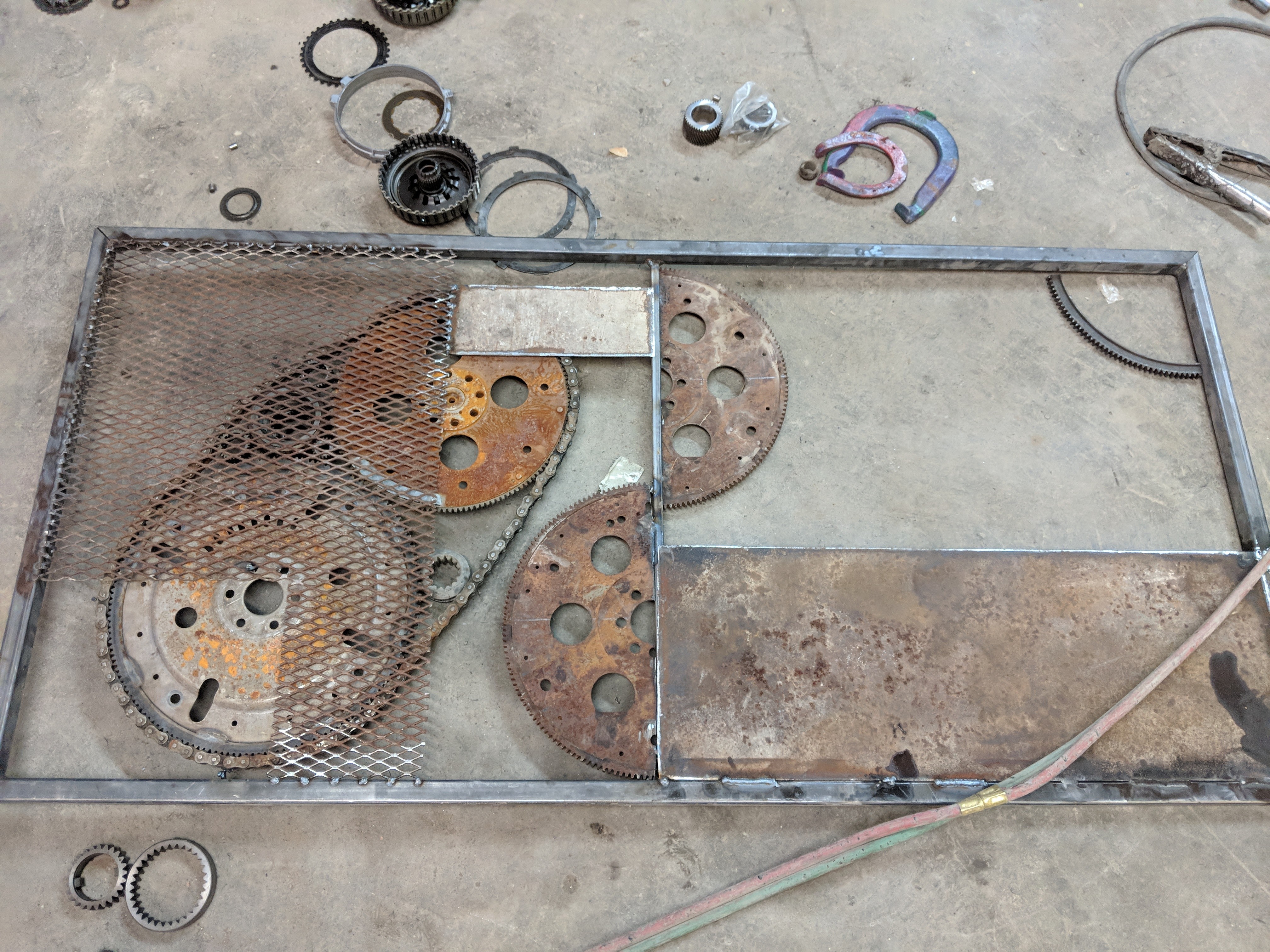 A Clockwork Desk : 4 Steps - Instructables