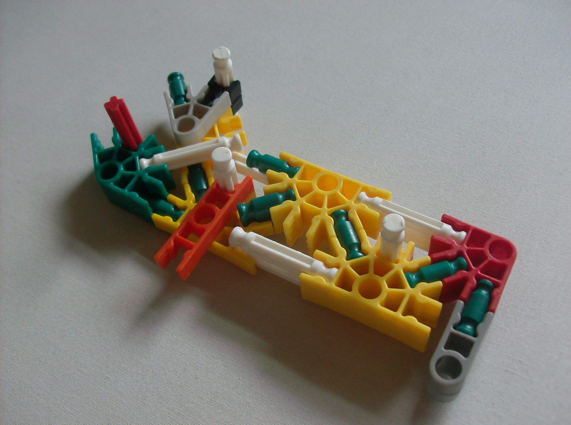 K'nex - MP5K Instructions : 7 Steps - Instructables