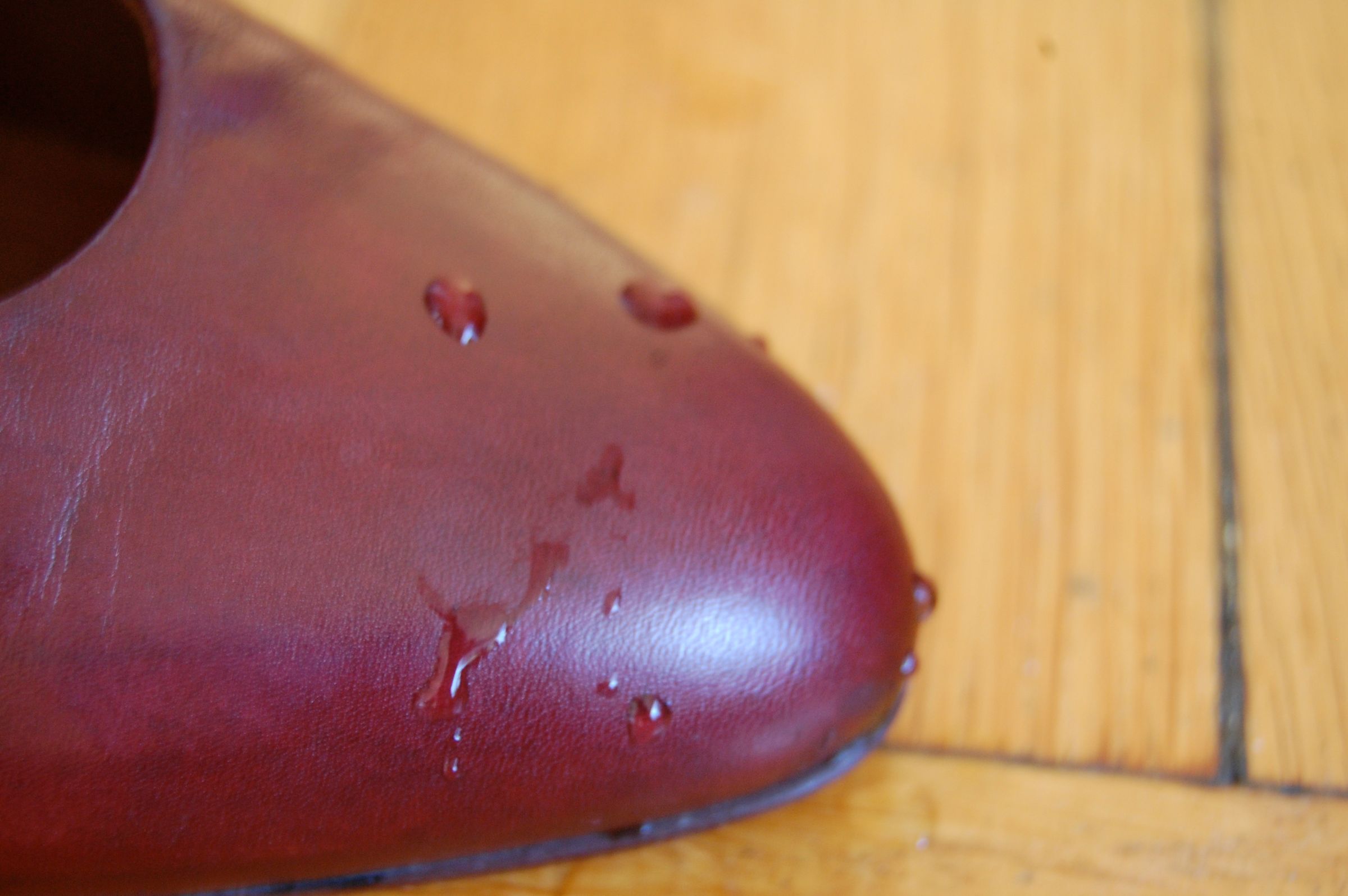 Shine Your Shoes With Bananas or Crayon Shoe Polish -- UPDATED : 3 ...