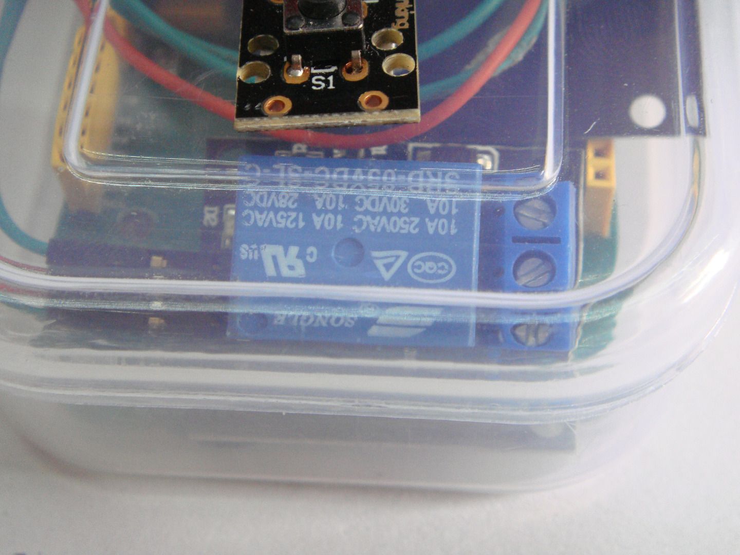 Presence Notifier With Push Button : 10 Steps (with Pictures ...