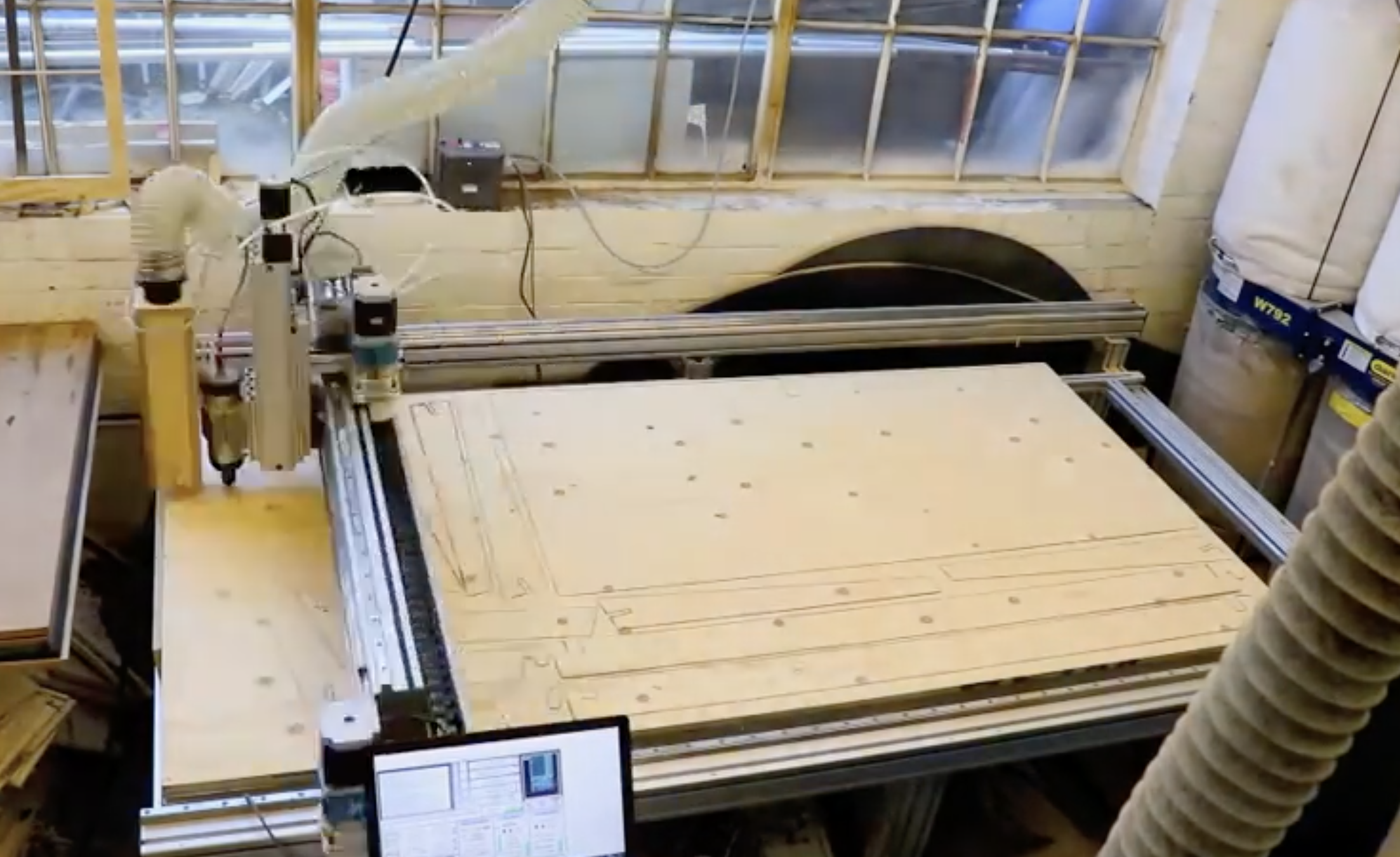 Make a Desk From One 8x4ft Sheet of Plywood Using My CNC Machine : 5 ...