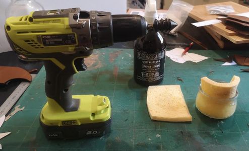 Wood & Leather Dungeon Masters Screen : 7 Steps (with Pictures ...