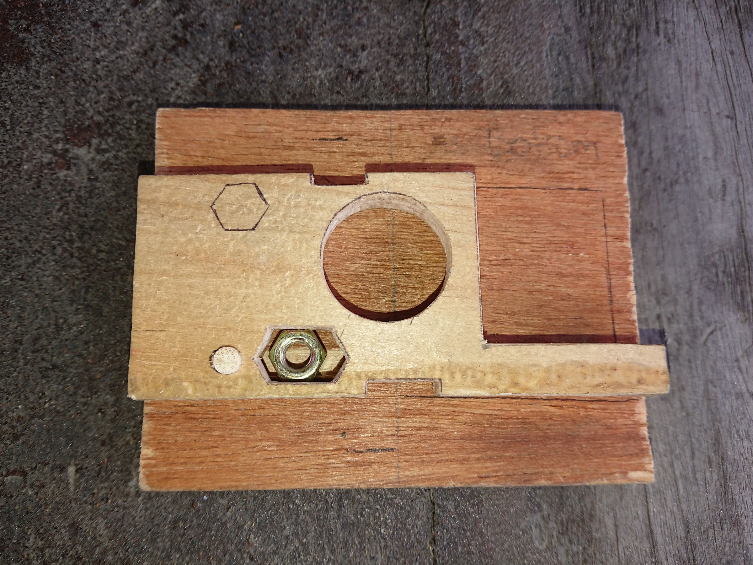 NUT-T Coin Trap : 7 Steps (with Pictures) - Instructables