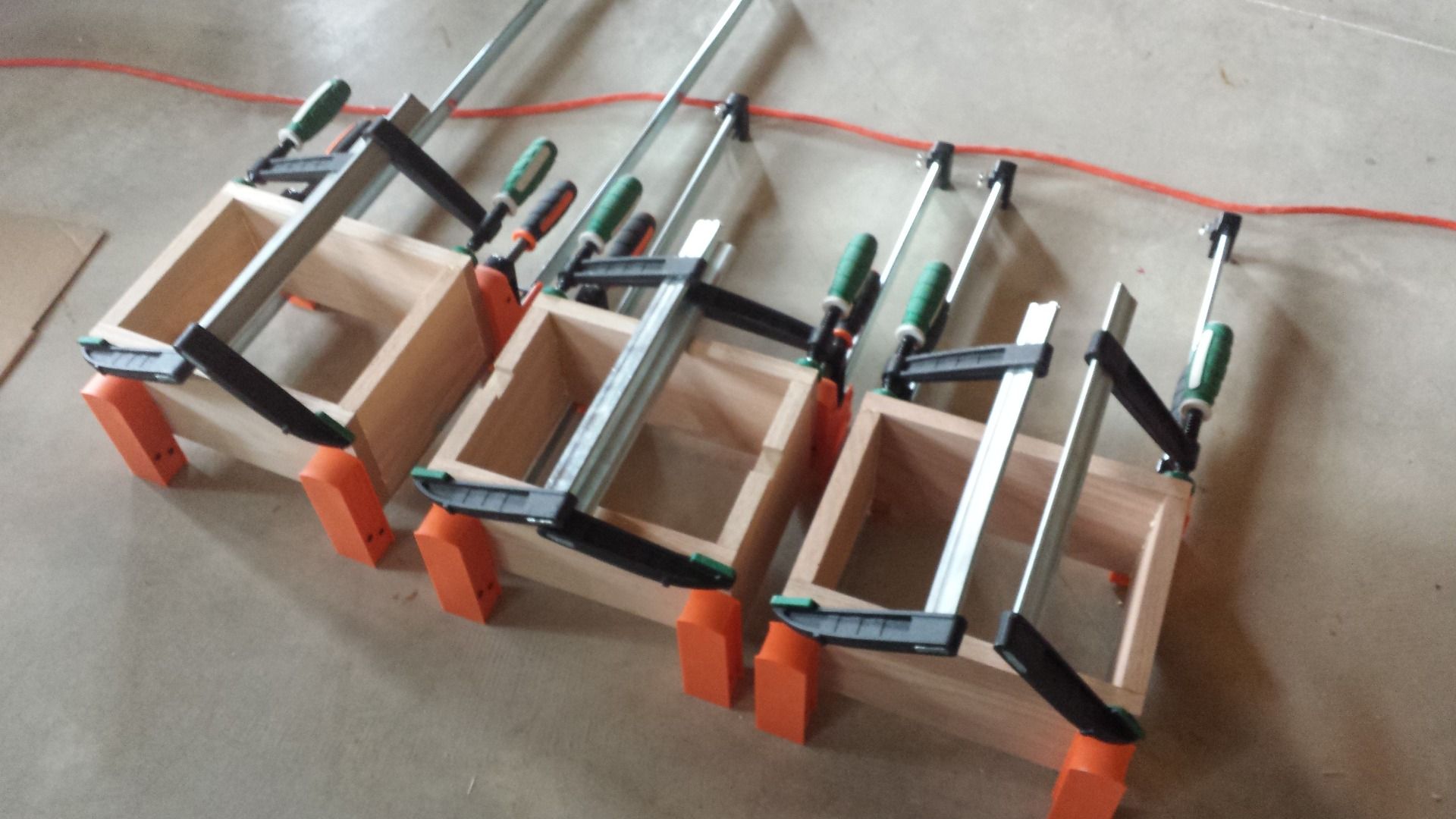 Making Modular DVD Storage Towers : 4 Steps (with Pictures) - Instructables