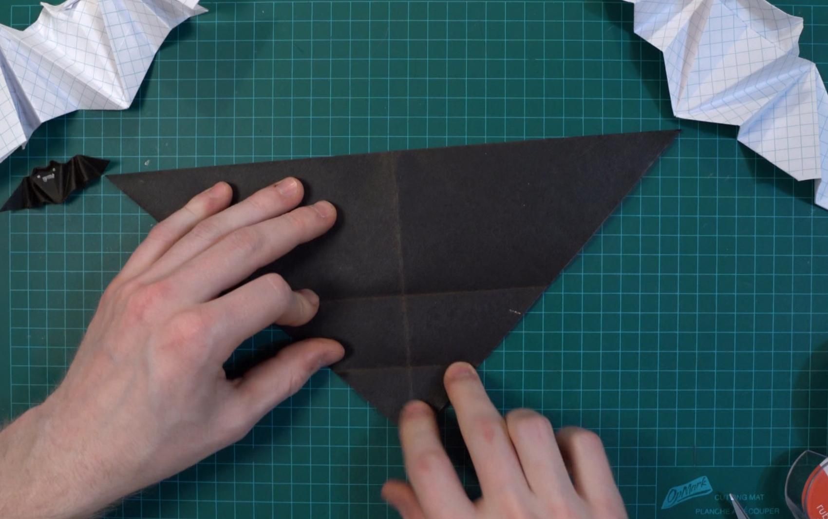 How to Make a Origami Bats : 7 Steps (with Pictures) - Instructables