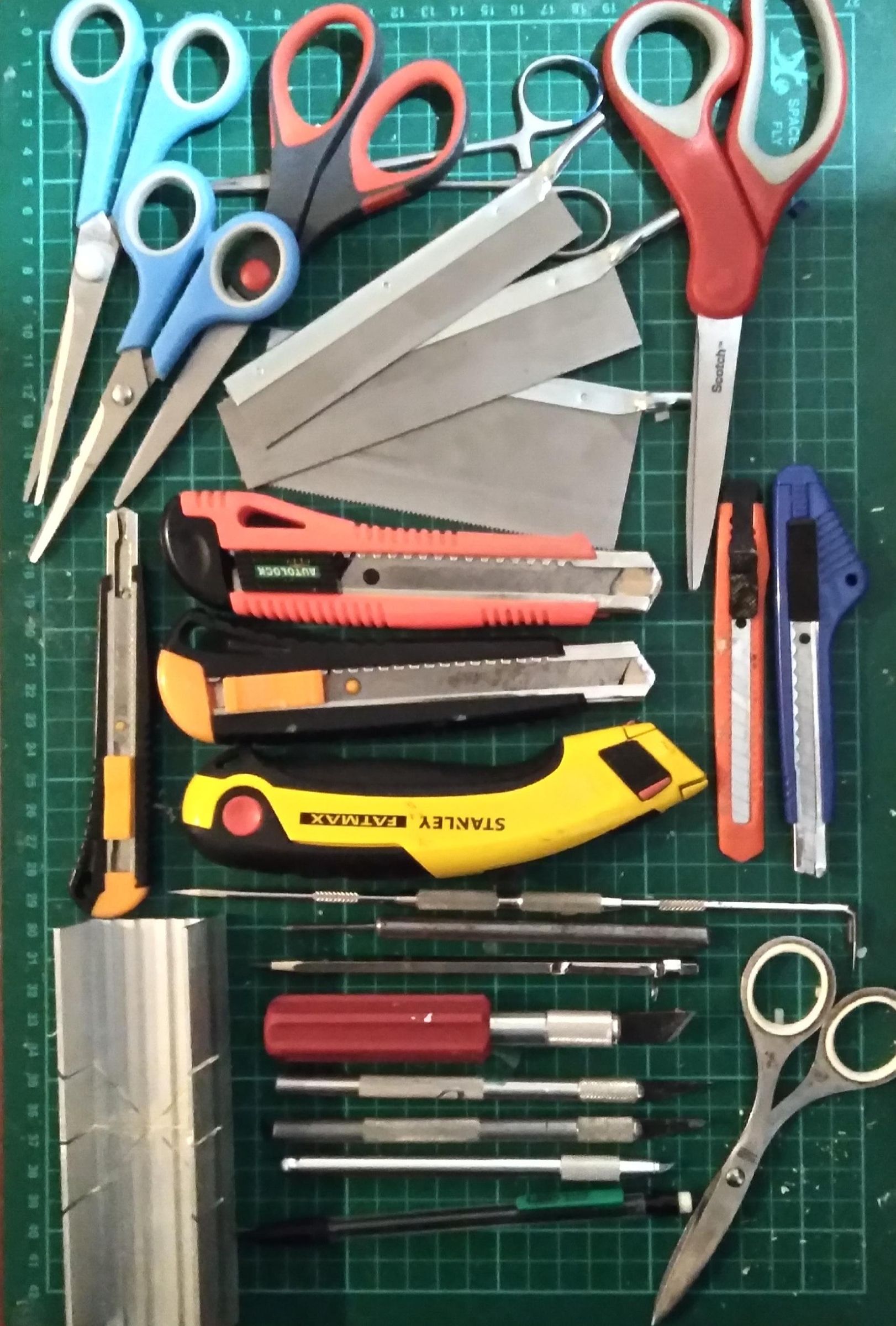 Table Top Turntable Tool Caddy : 4 Steps (with Pictures) - Instructables