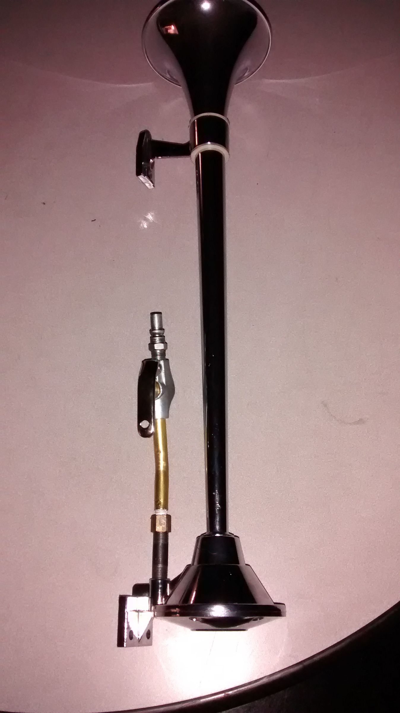 Build an Air Horn for Pranking : 3 Steps - Instructables