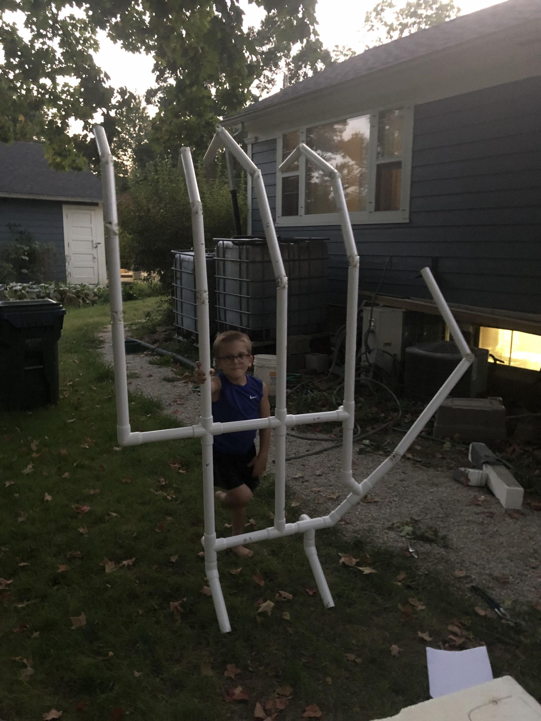 Over Sized Skeleton Breaking Out of My Home : 11 Steps (with Pictures ...