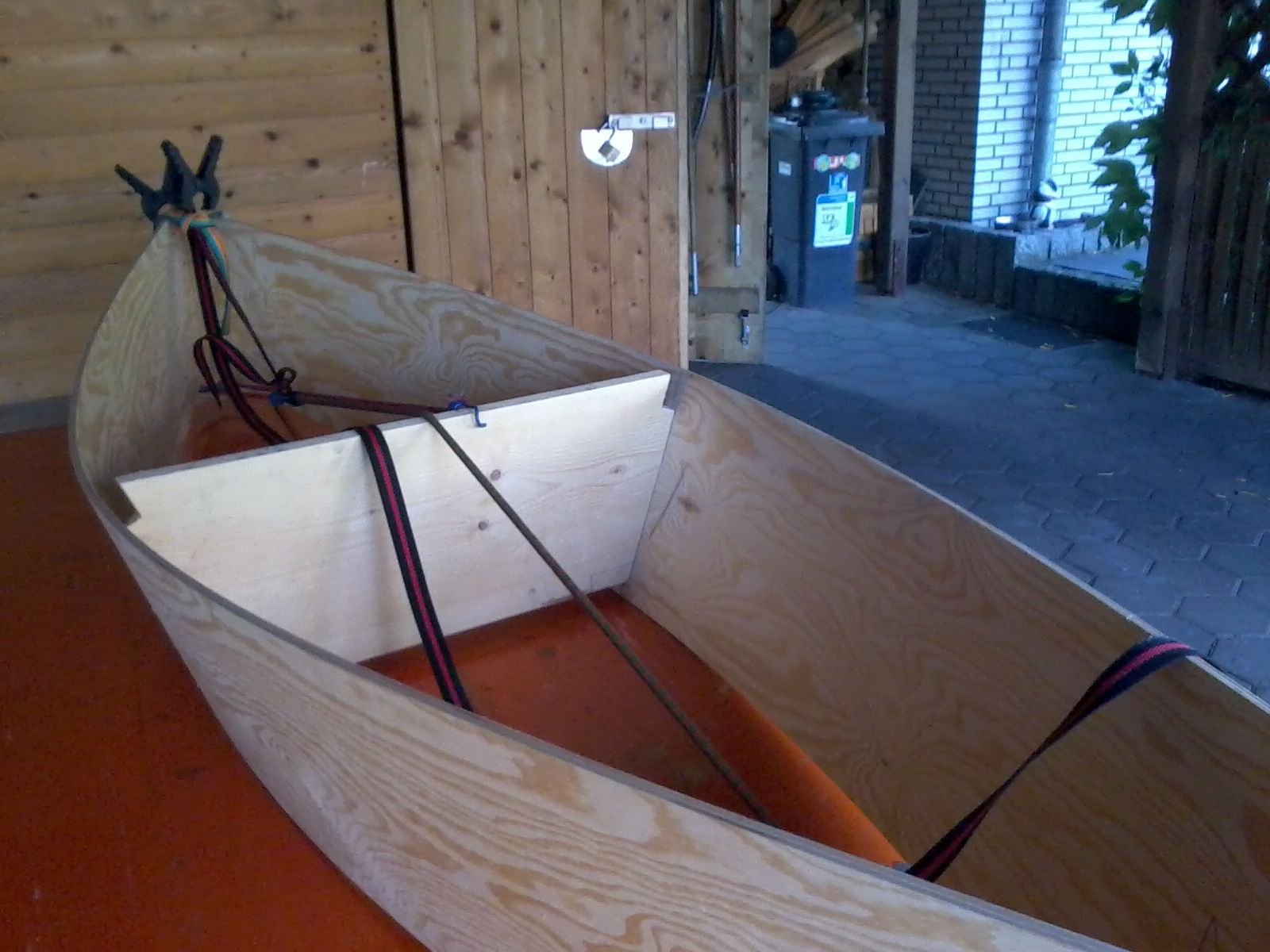 "Building a One Sheet Boat" Alternate Building : 6 Steps (with Pictures ...