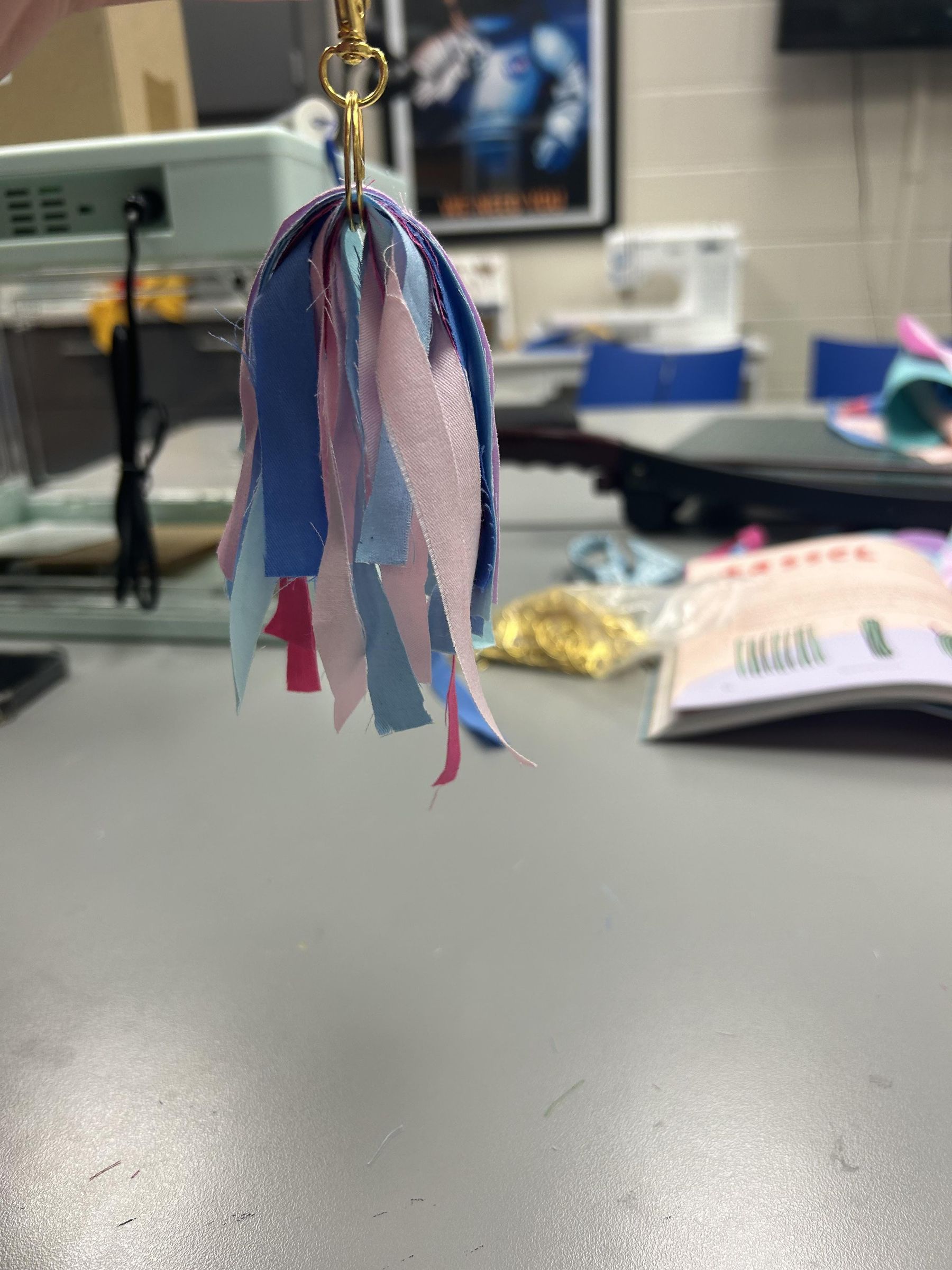 Keychain With Tassel : 6 Steps - Instructables