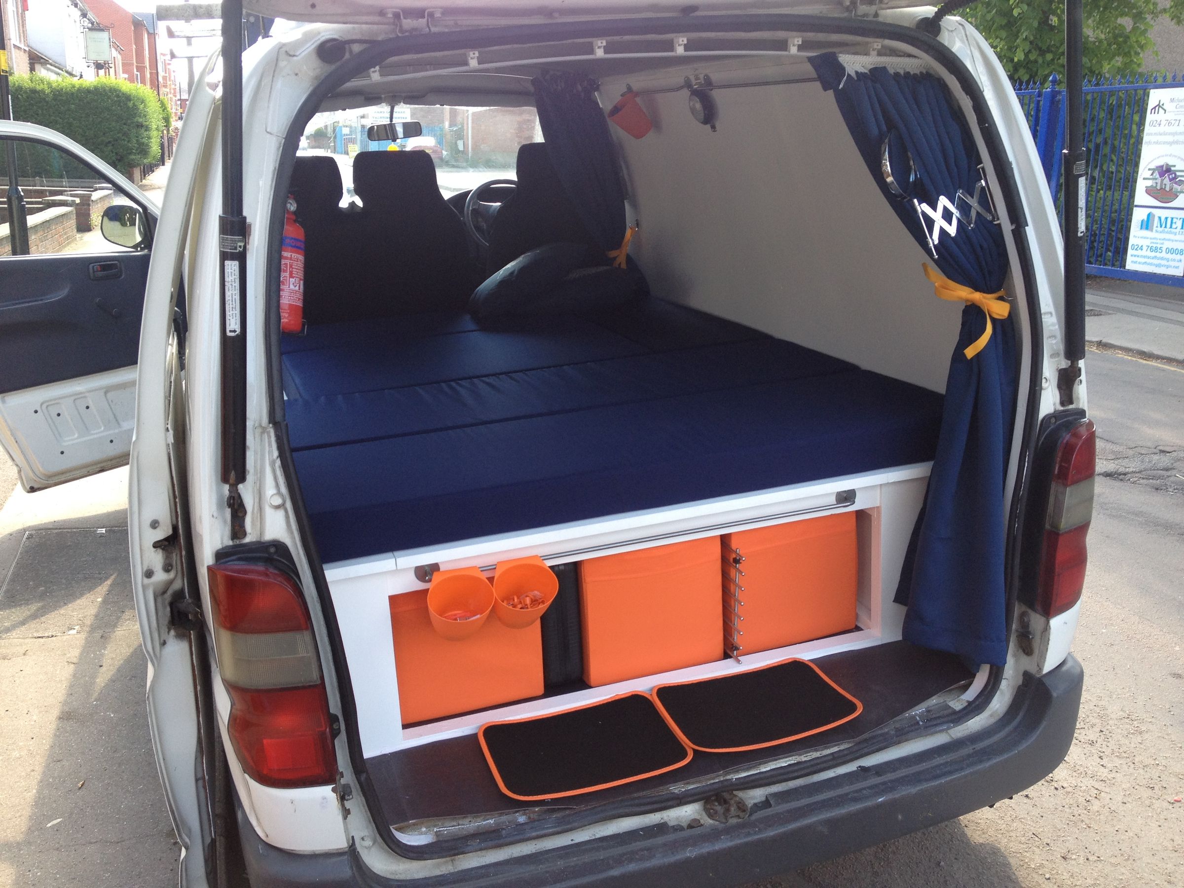 White Van Camper Conversion : 10 Steps (with Pictures) - Instructables