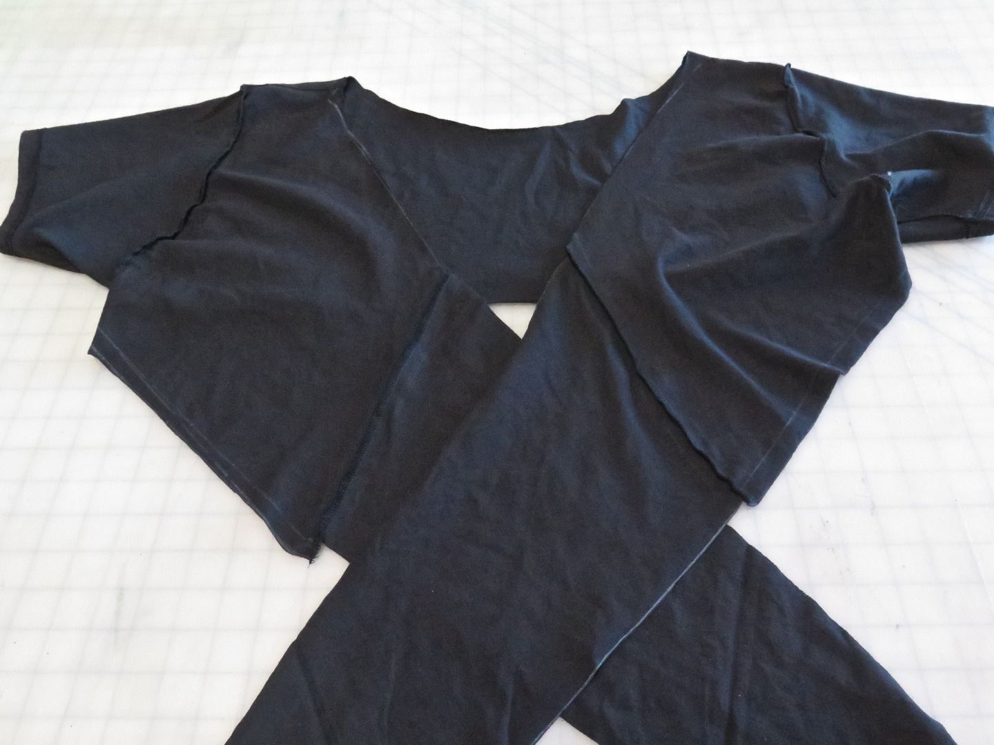 Turn a T-Shirt Into a Wrap Shirt : 9 Steps (with Pictures) - Instructables