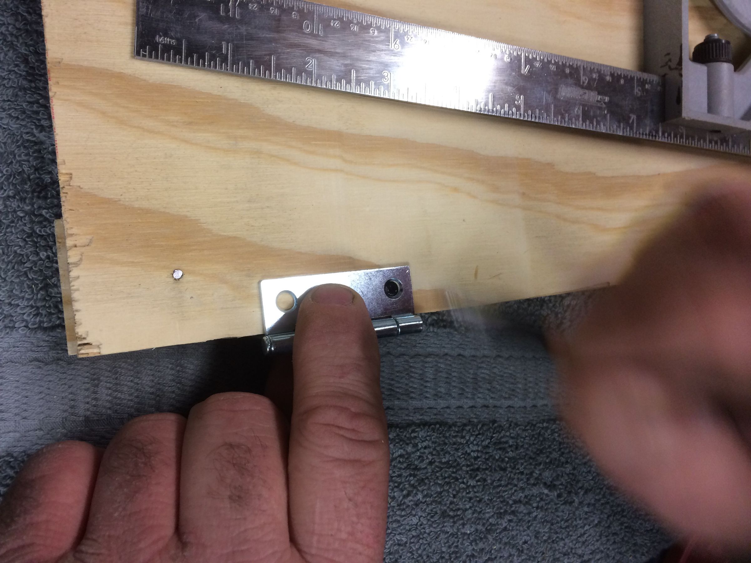 Tabletop Art Easel : 9 Steps (with Pictures) - Instructables