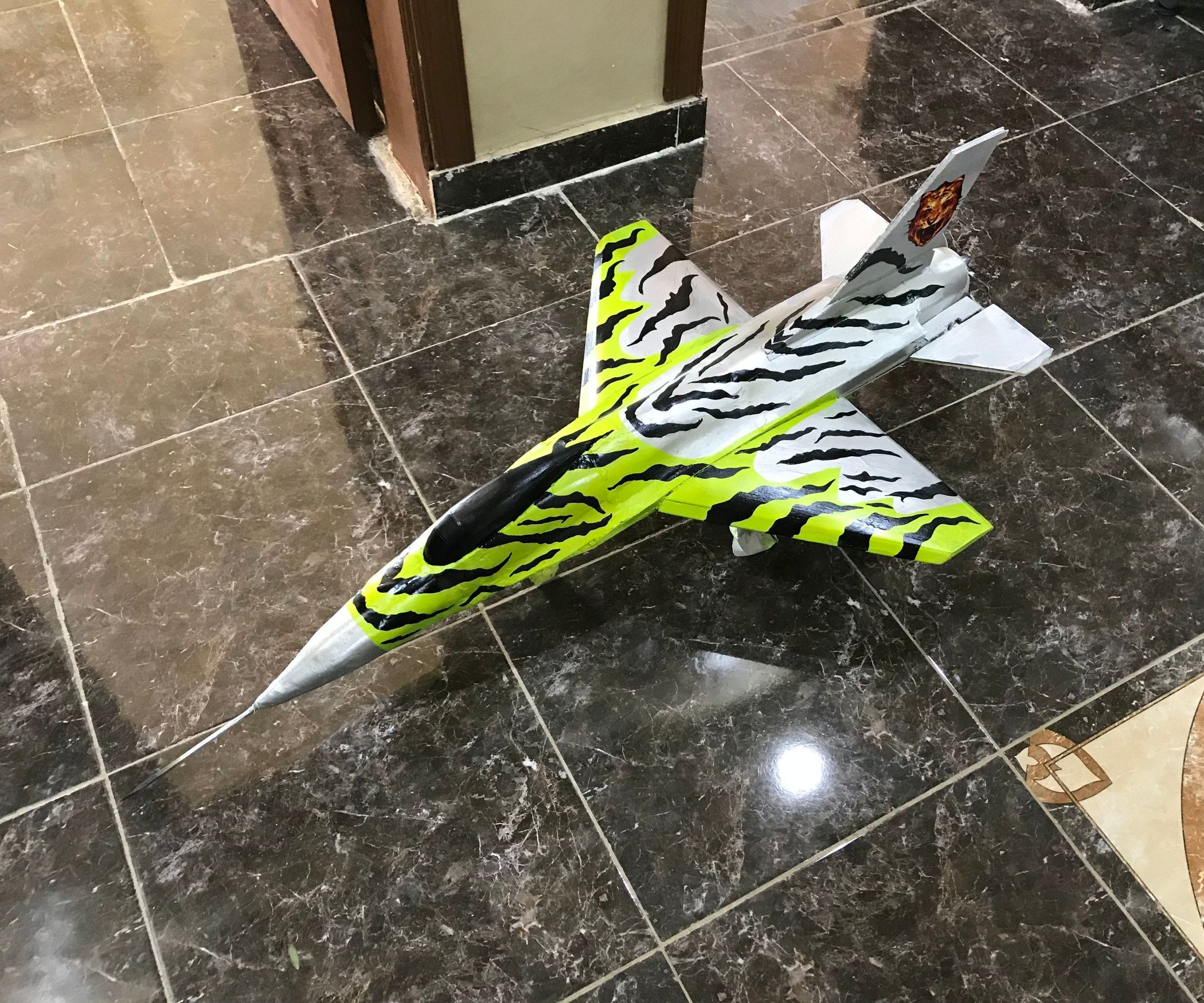 F-16 Falcon RC Fighter : 4 Steps - Instructables
