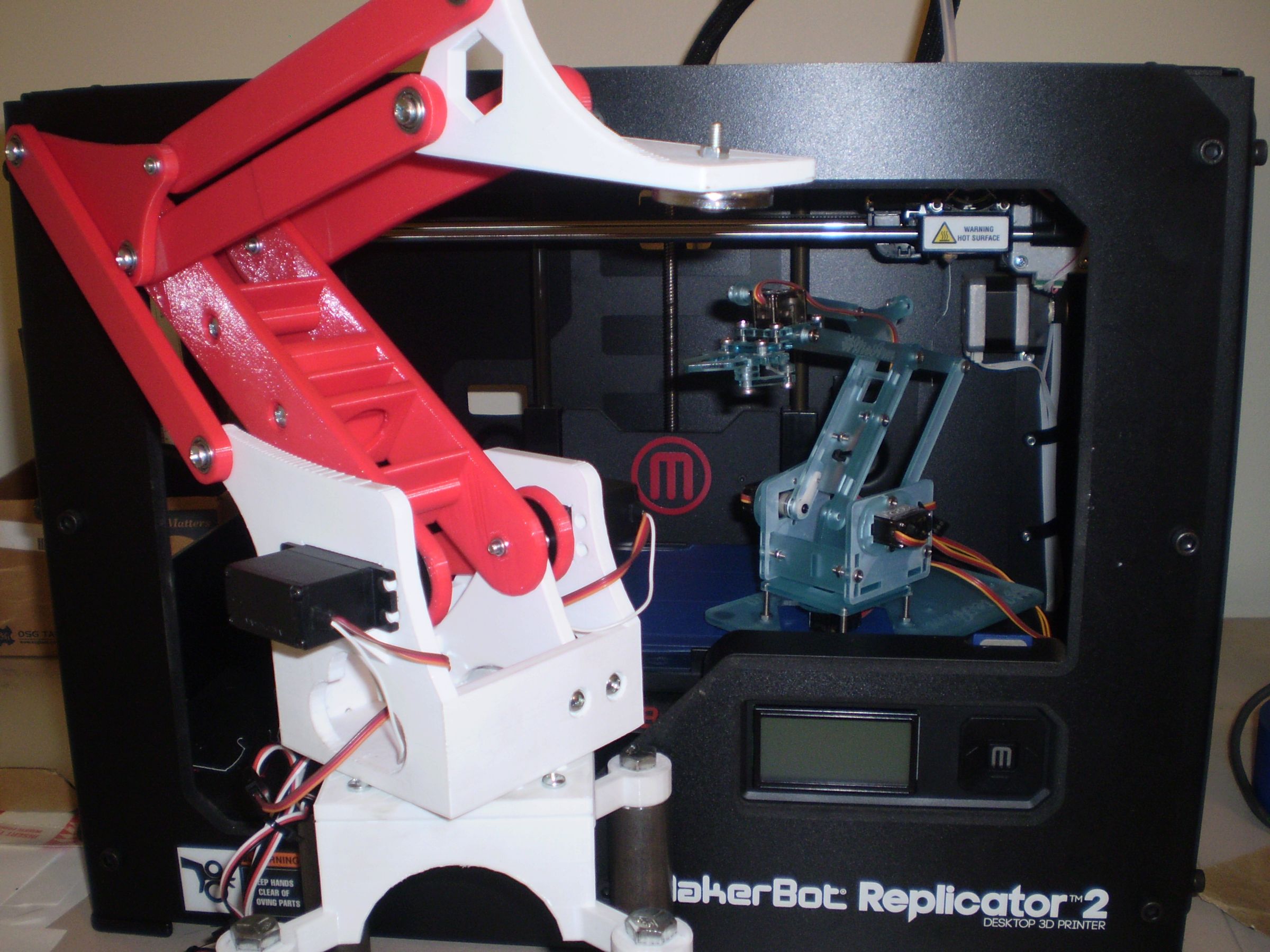 Giant Robot Arm "meArm" Remix : 12 Steps (with Pictures) - Instructables