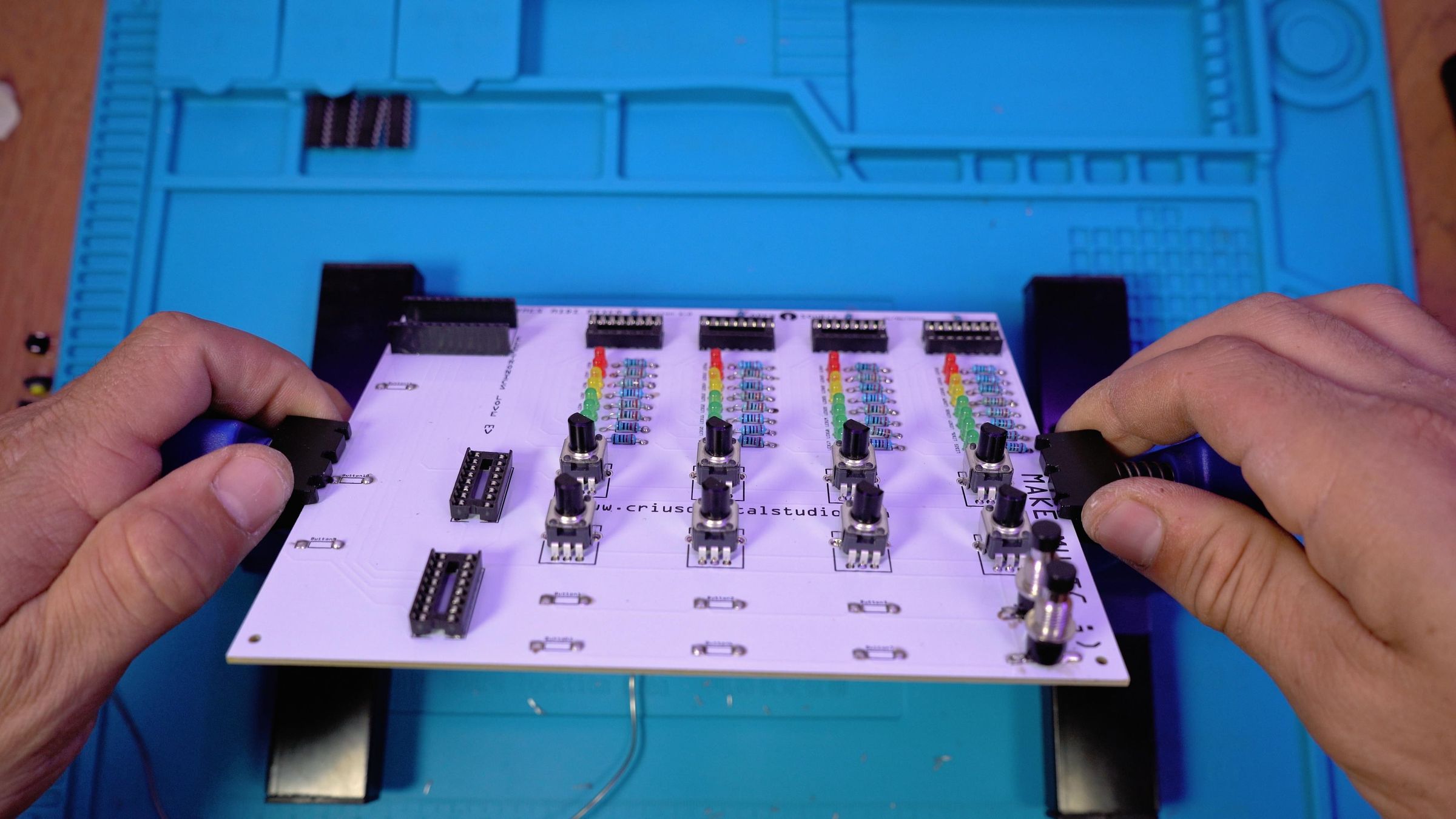 DIY Arduino MIDI Mixer "Crius HERMES V1.0" : 15 Steps (with Pictures ...