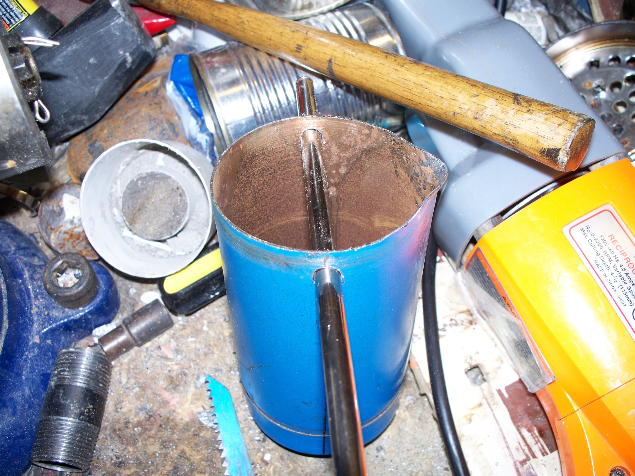 Ultimate Guide to Making a Cheap But Effective Aluminium Forge. : 5 ...