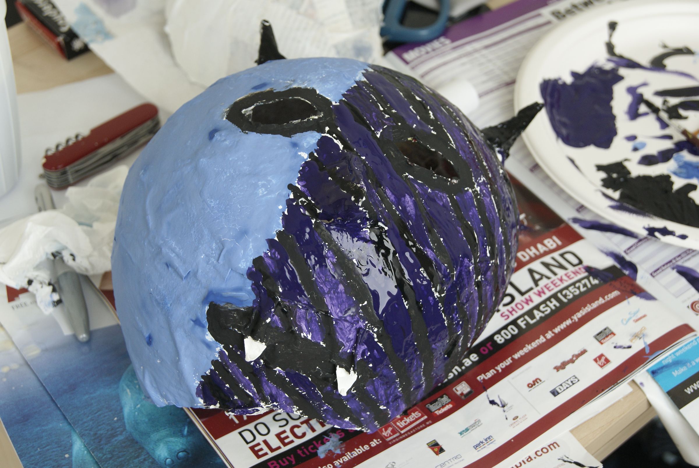 Papier Mache Monster Mask : 8 Steps - Instructables
