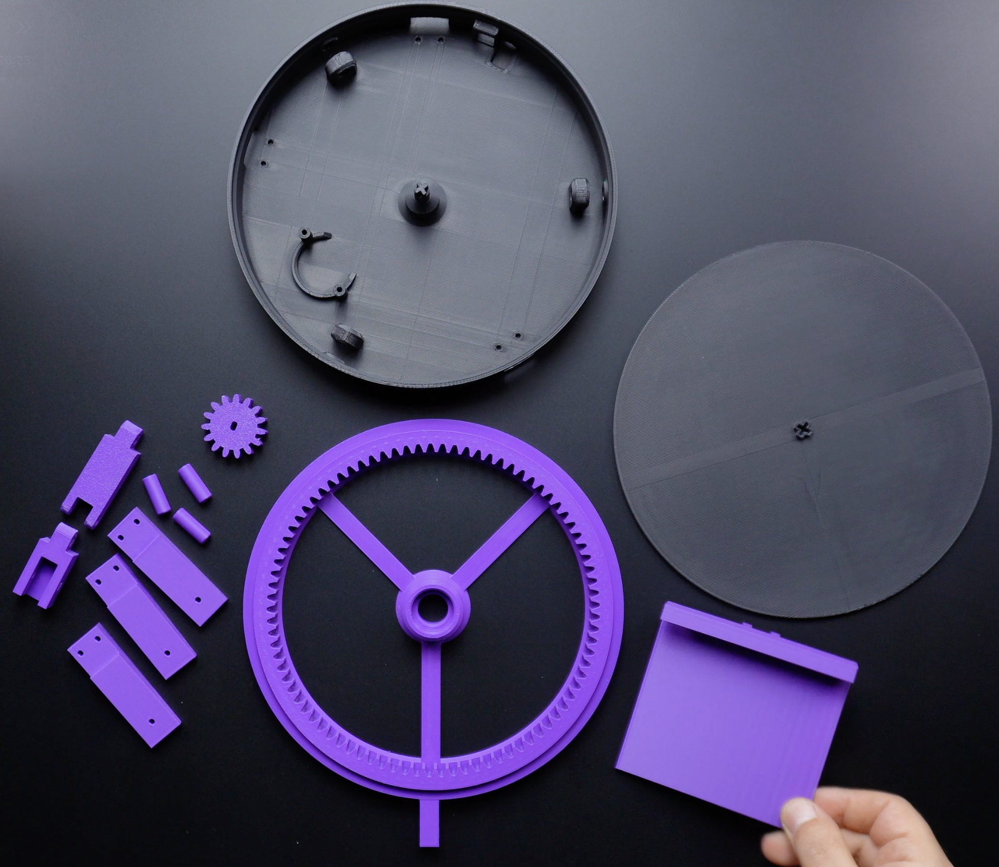 How to Build a Motorized 3D Scanning Turntable for Your Phone : 5 Steps ...