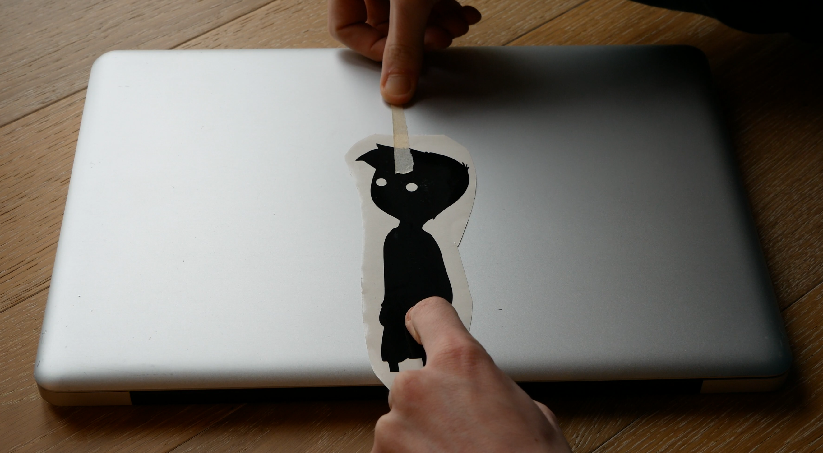 Vinyl Cutting a Custom Laptop Sticker : 9 Steps (with Pictures ...