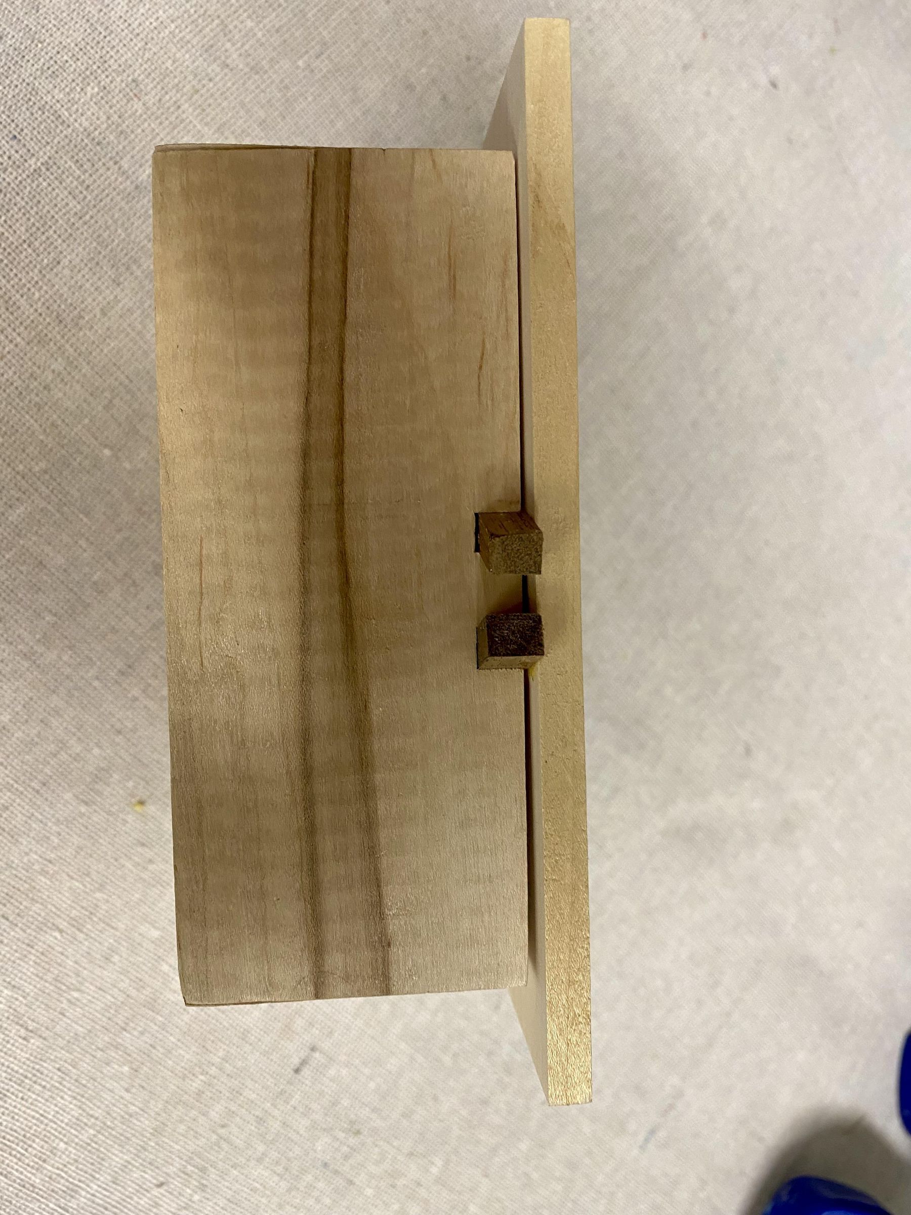 A Novel Way to Set a Box Lid : 7 Steps (with Pictures) - Instructables