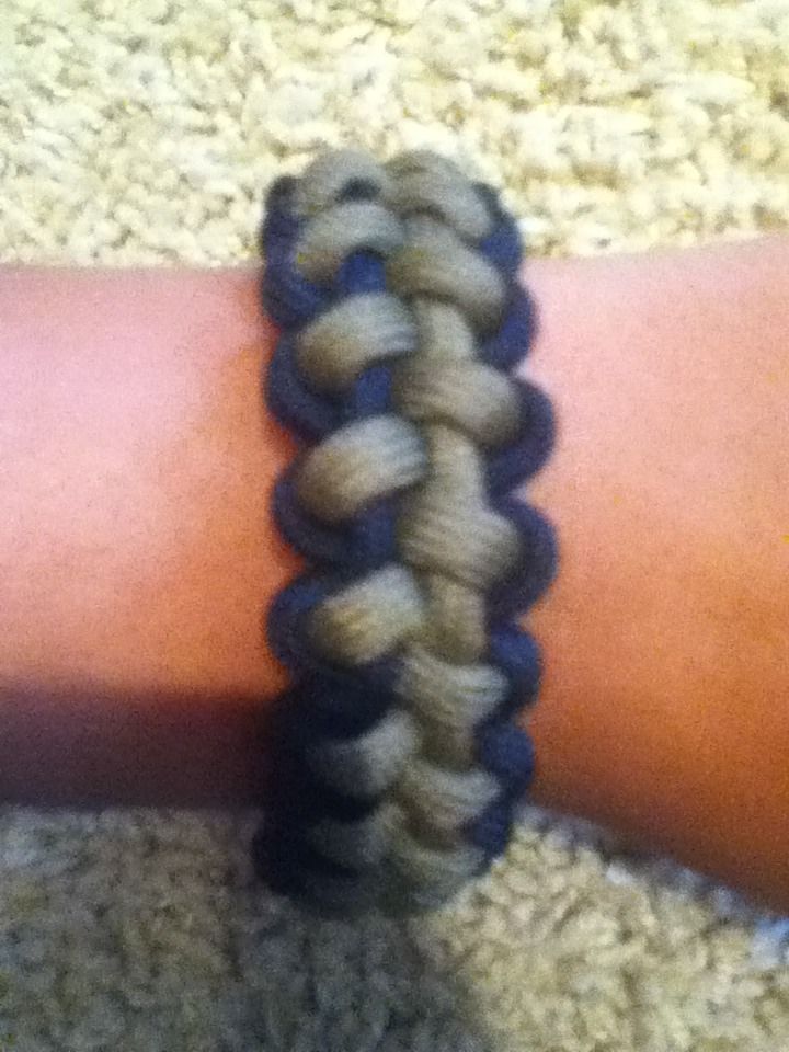 How to Make Paracord Stitched Solomon Bar With Buckles : 6 Steps ...