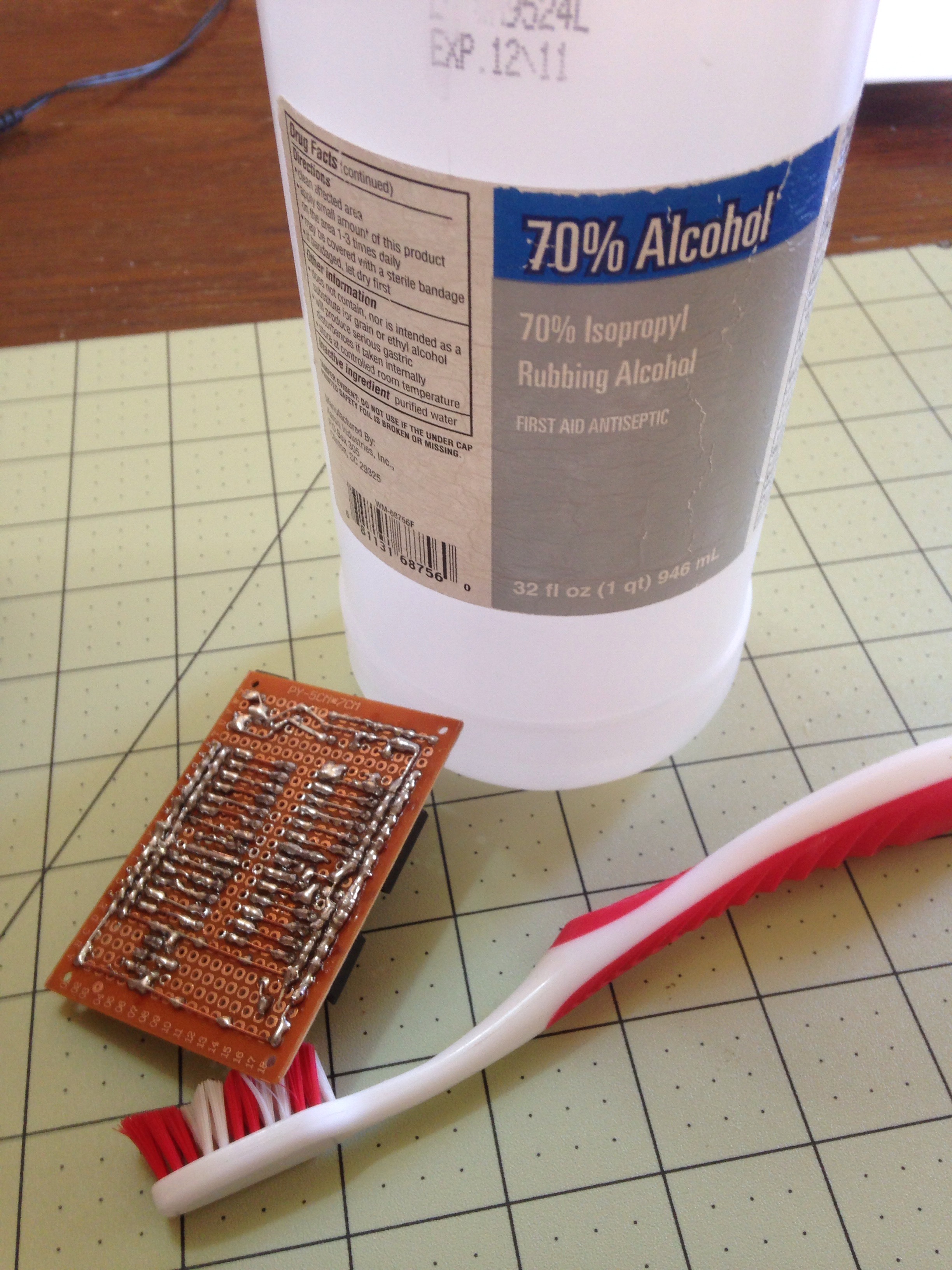 Making a Semi-Modular Perfboard Arduino : 7 Steps - Instructables