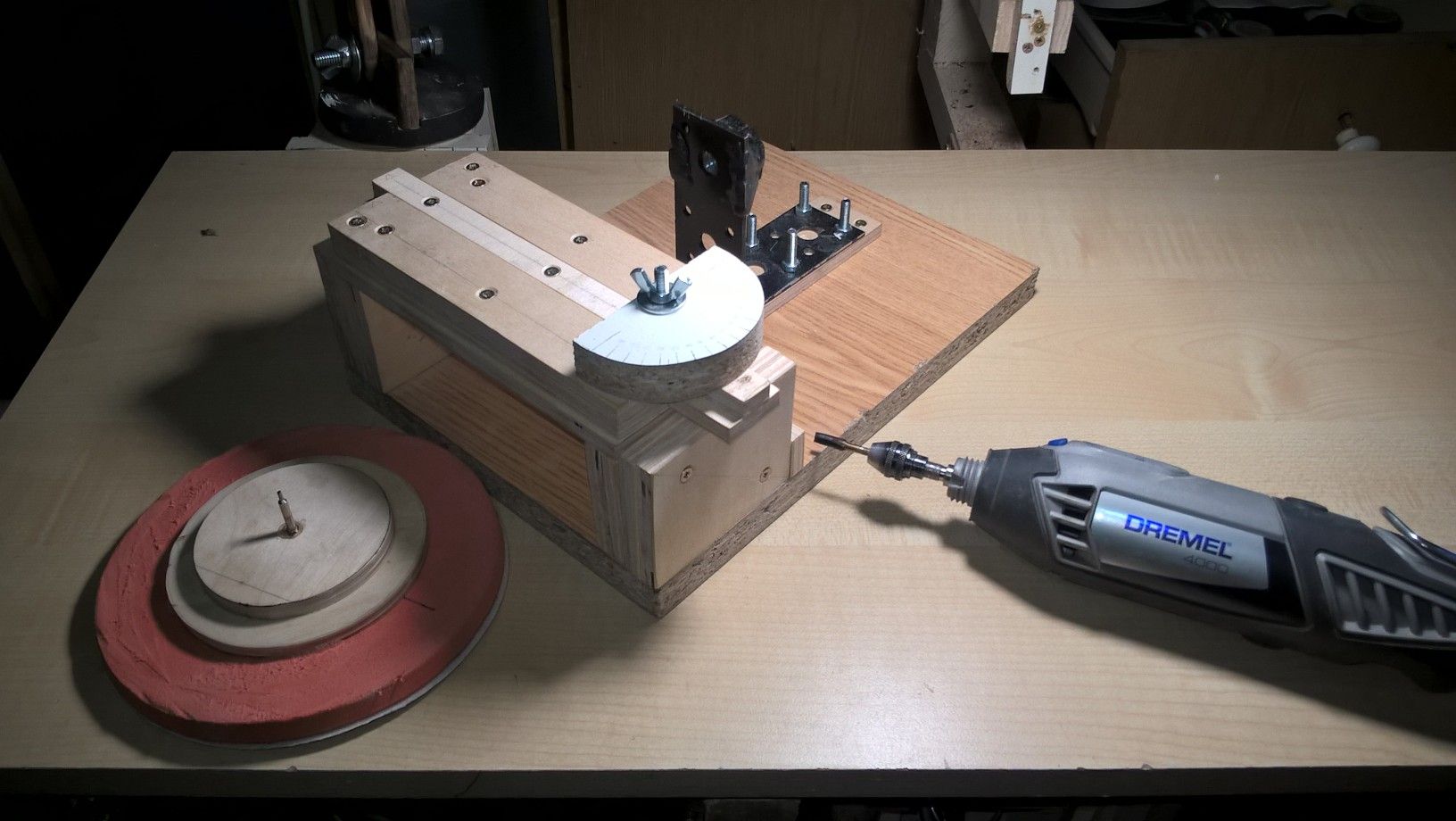 Dremel Disk Sander - Easy and Cheap : 3 Steps - Instructables