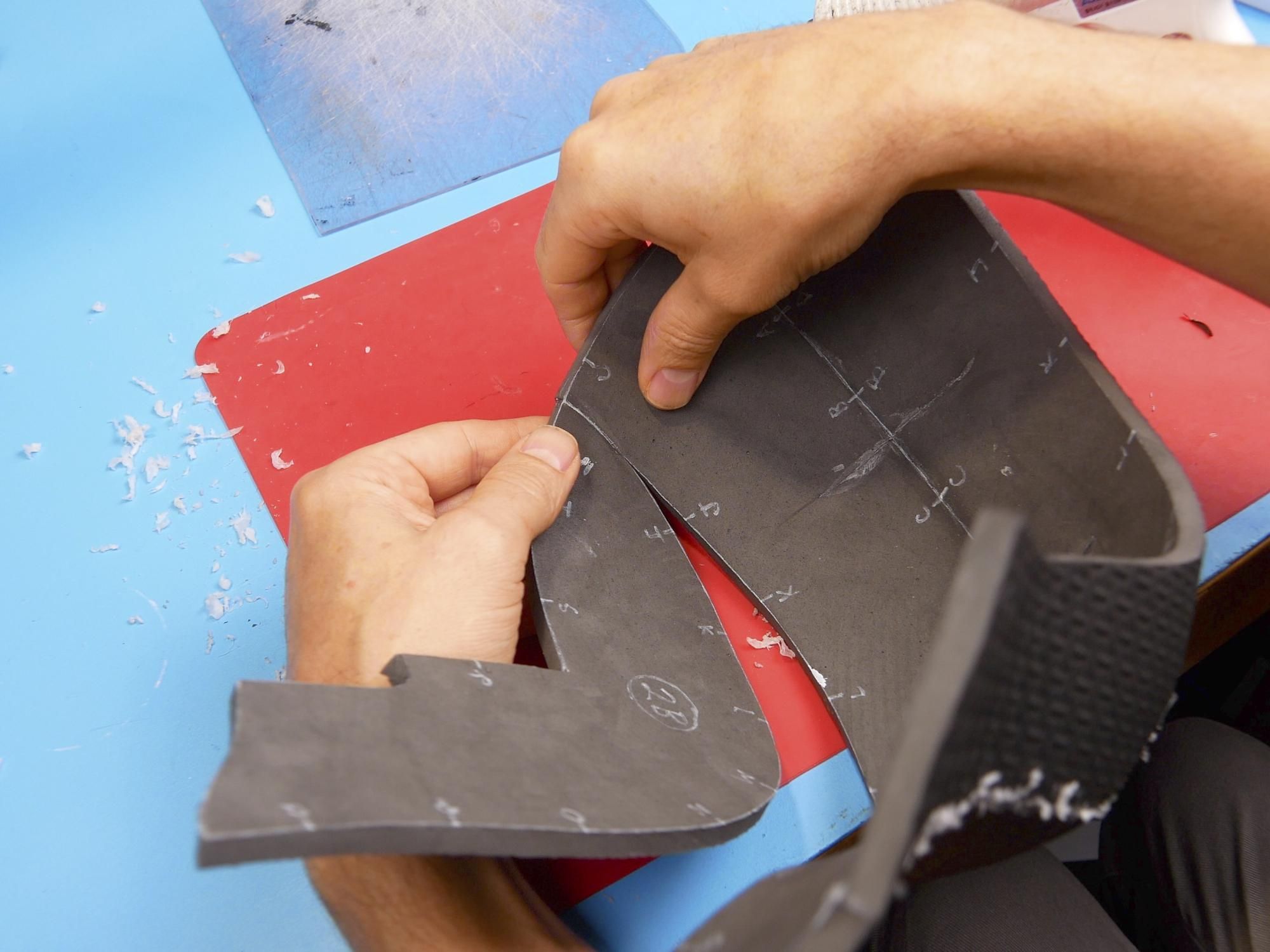 DIY Spartan Helmet Costume From Foam! : 27 Steps (with Pictures ...